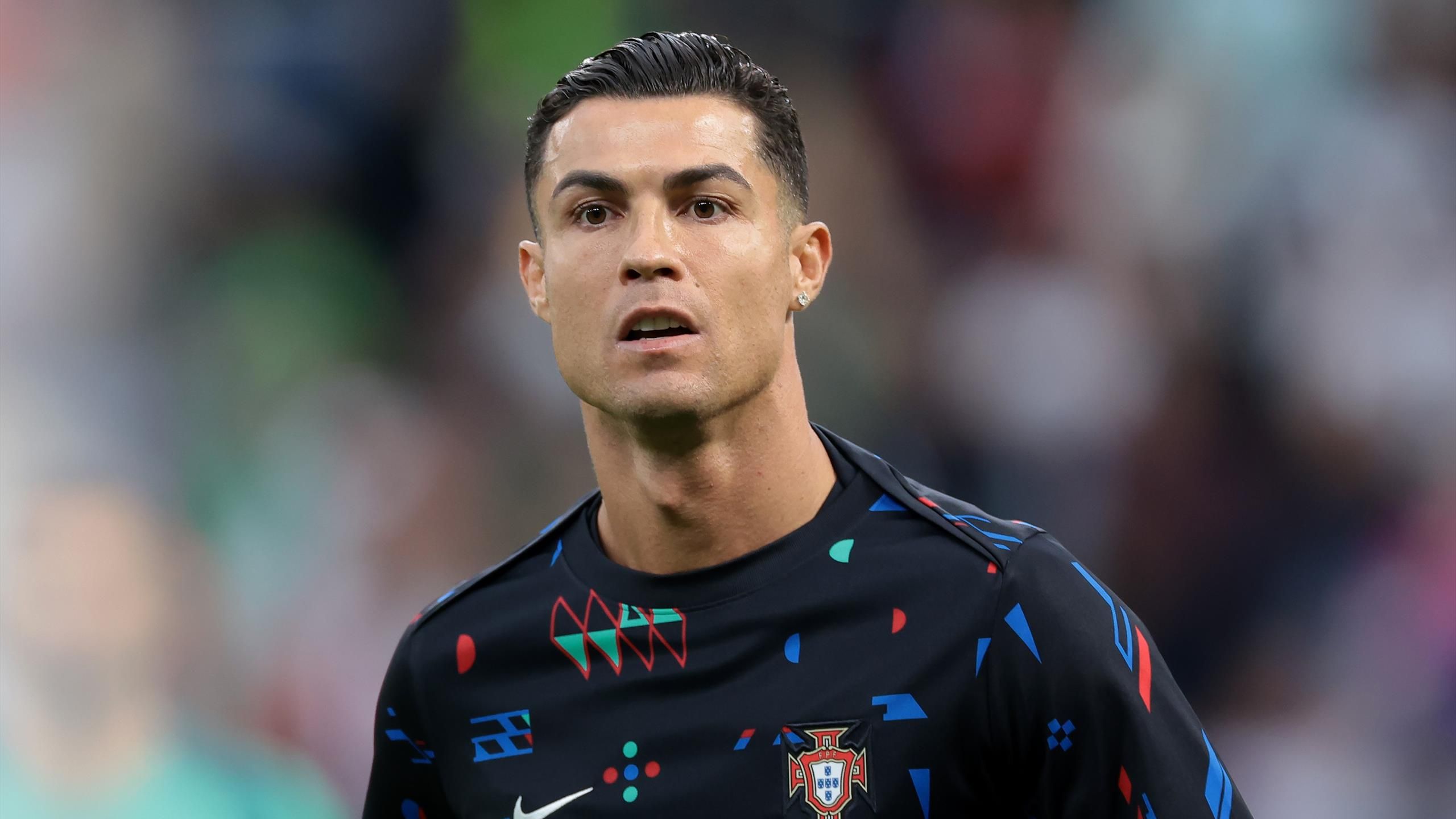Cristiano Ronaldo hailed as 'unique' and 'incredible' by Roberto ...