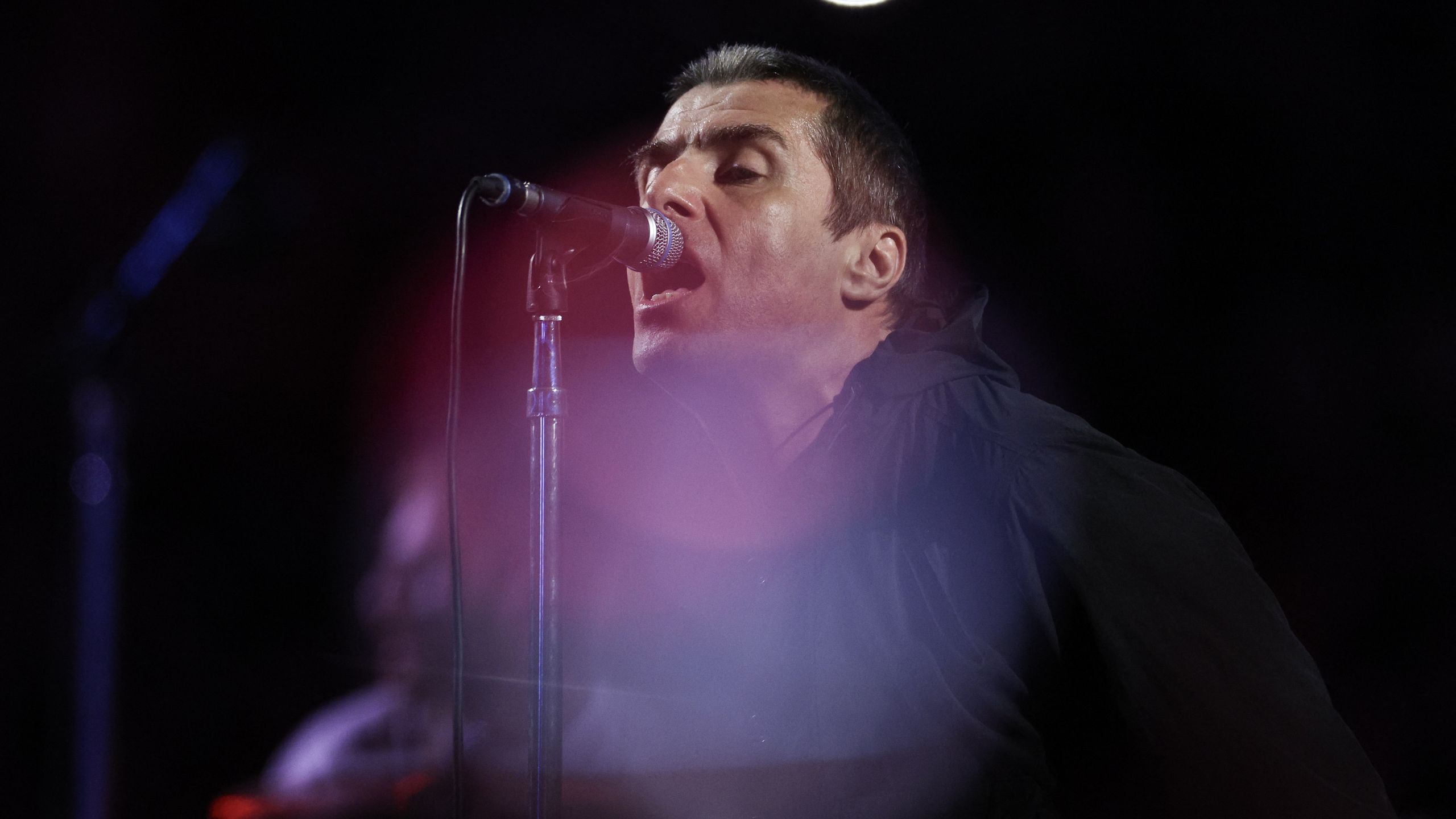 Liam Gallagher rocks Wembley Stadium before Anthony Joshua v Daniel ...