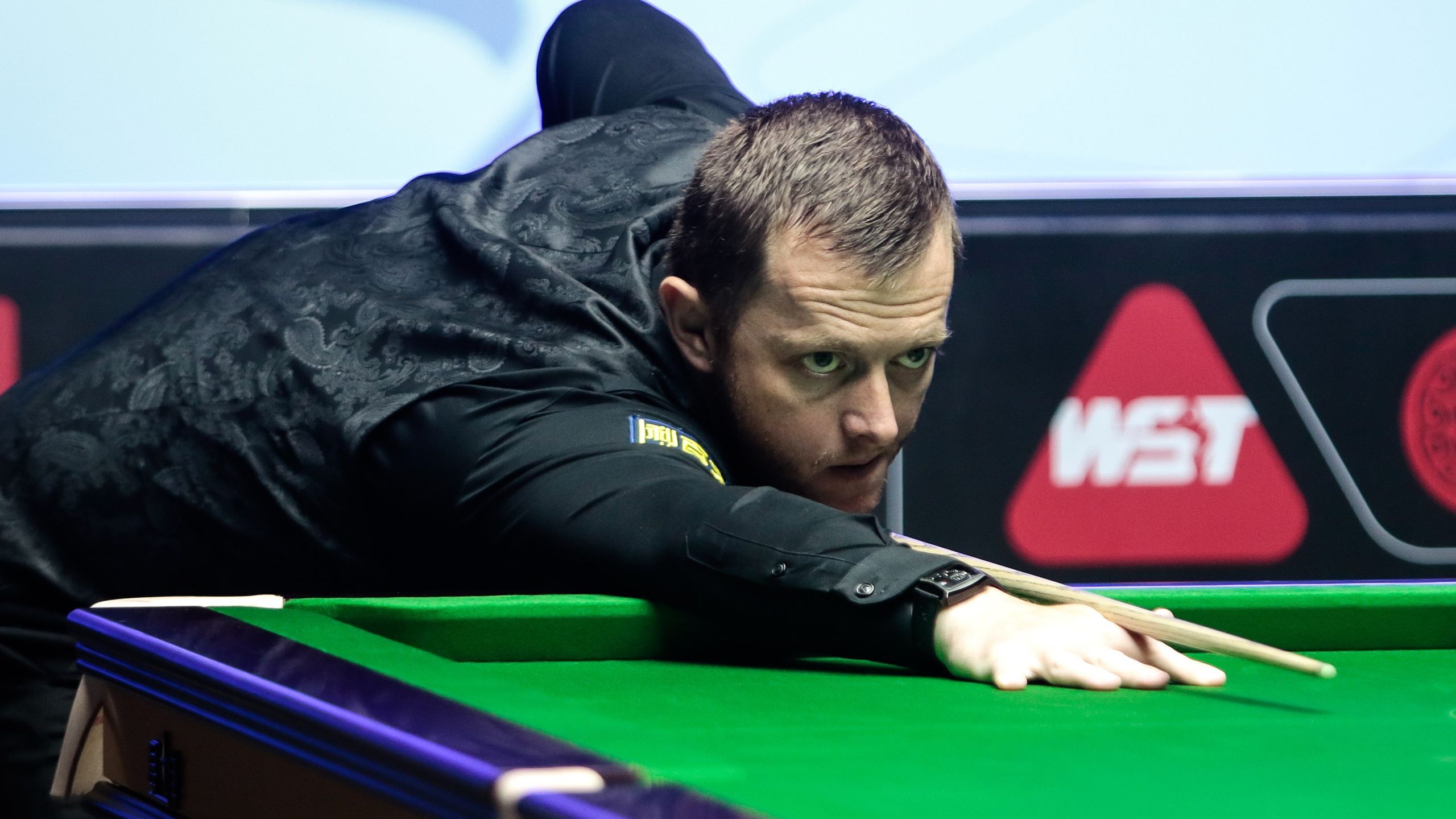 UK Championship 2024: Mark Allen scraps his way to victory over Jackson ...