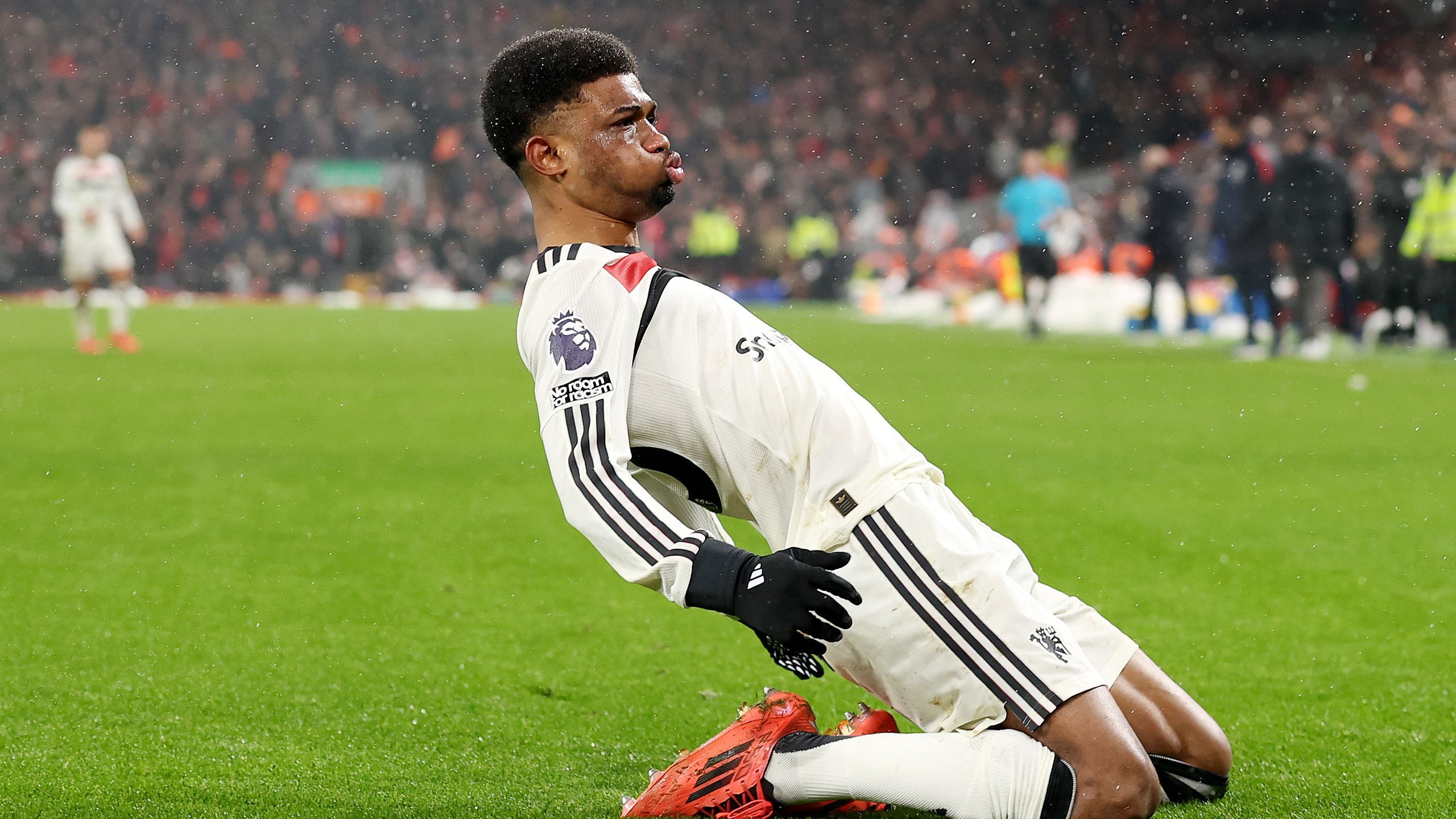 How to watch Manchester United v Southampton in the Premier League on ...