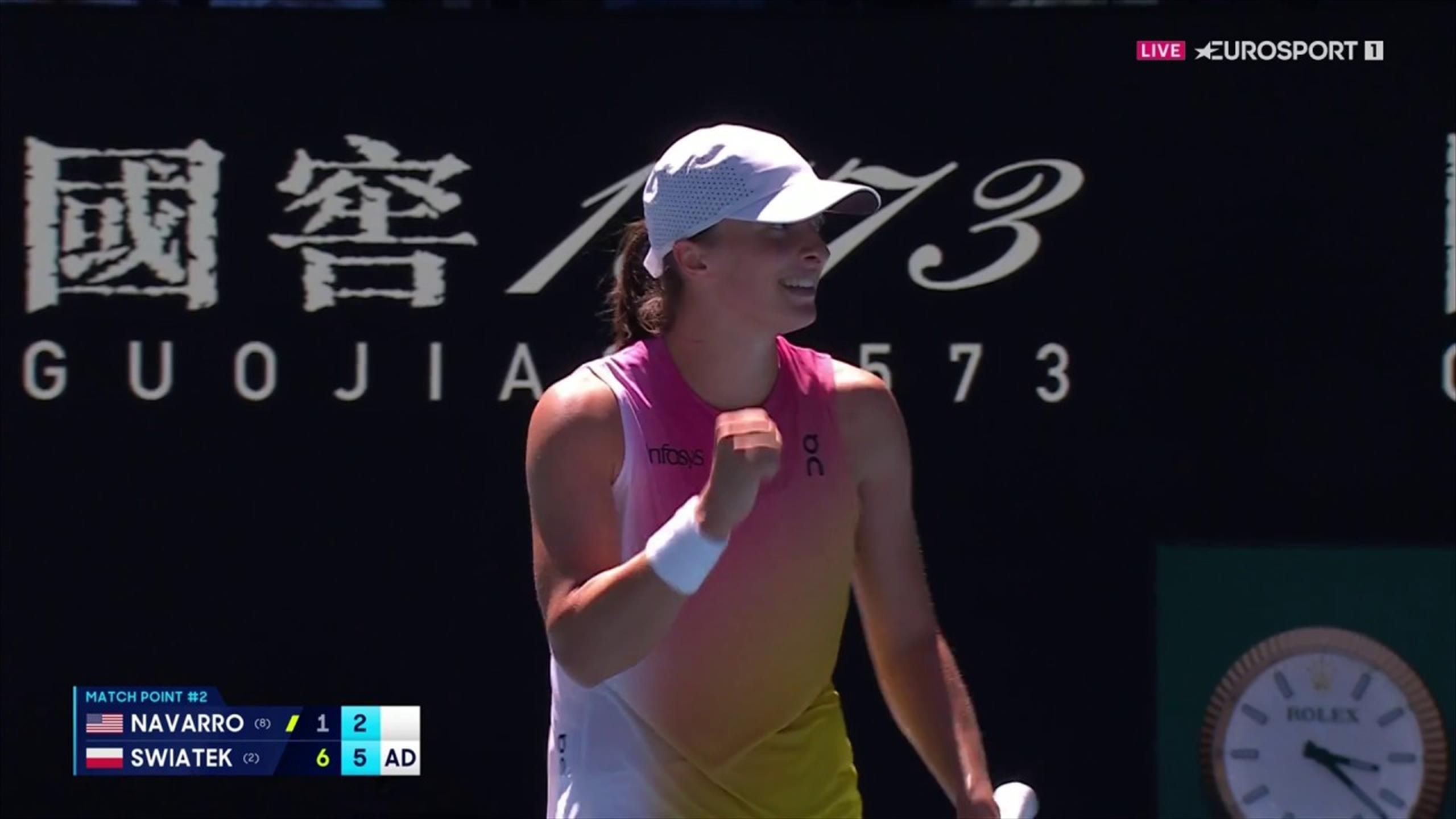 Watch as 'very good' Iga Swiatek wins through to Australian Open semi ...