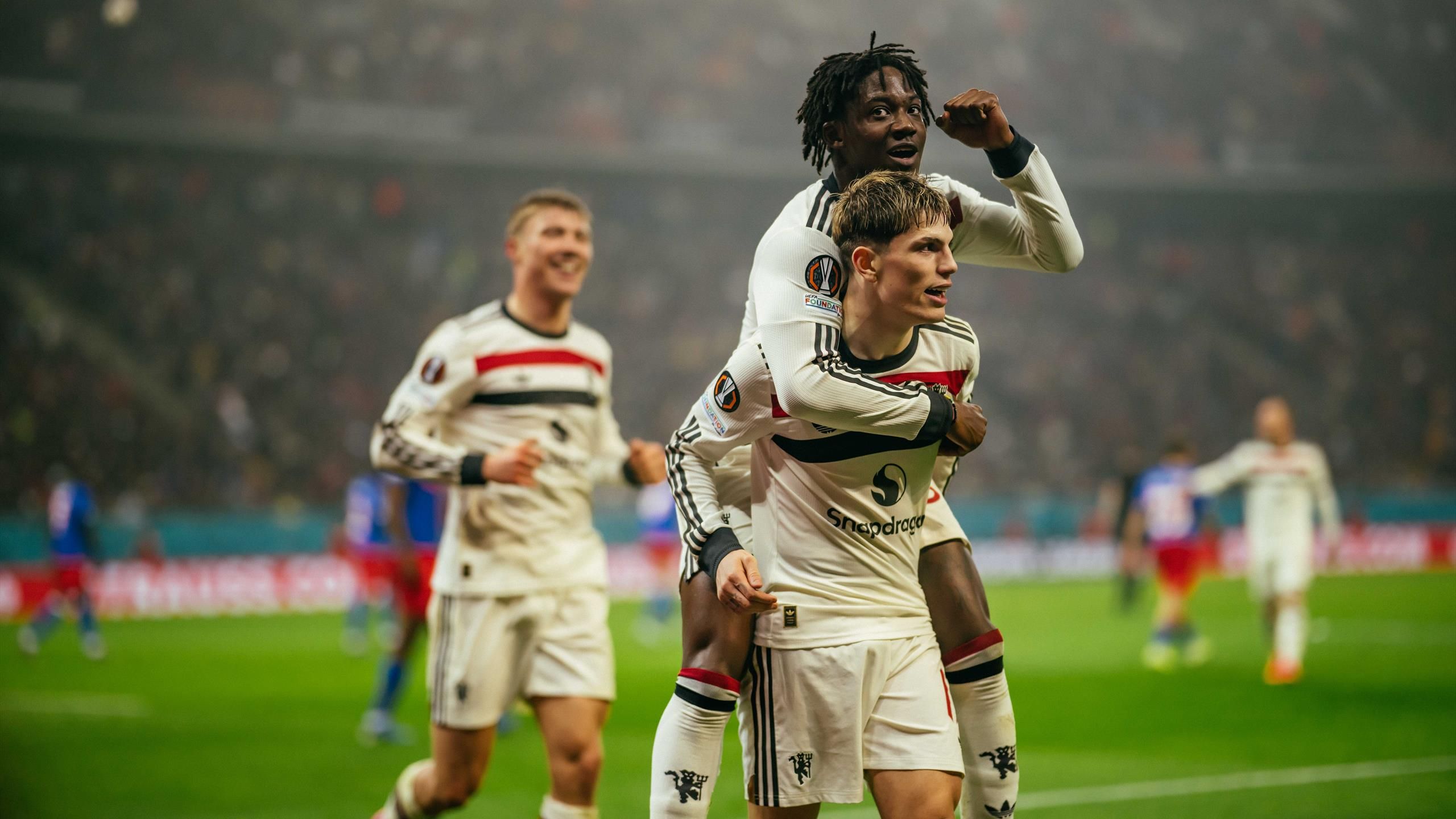 Kobbie Mainoo fires ‘really nice’ goal as Man Utd double lead ...