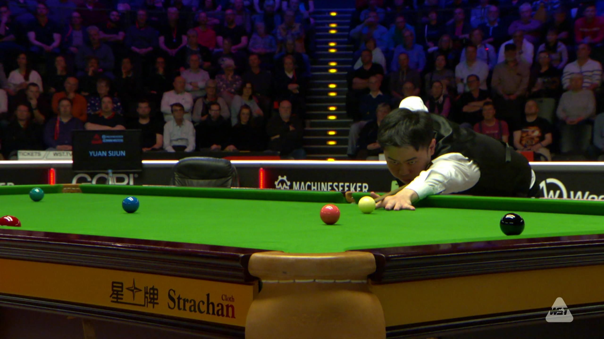 Yuan Sijun makes stylish century to edge ahead of Neil Robertson at ...