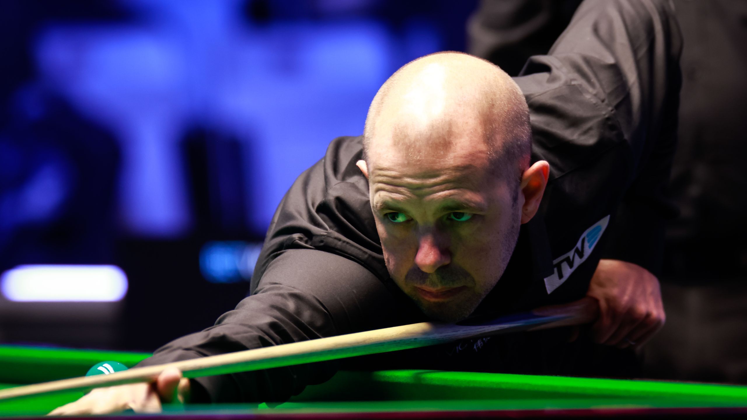 German Masters 2025 - Barry Hawkins defeats Yuan Sijun to secure final ...