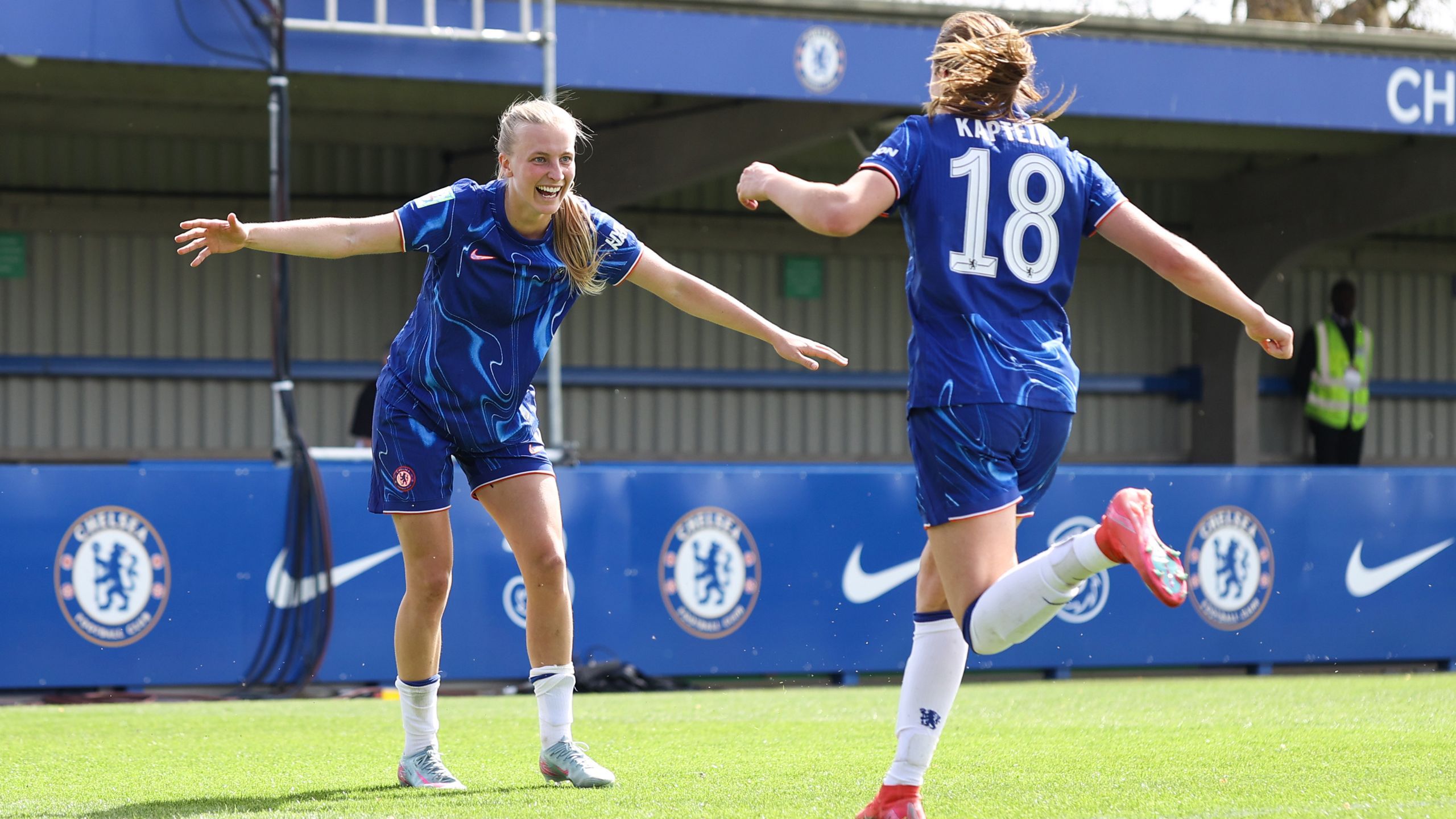 Women's FA Cup: Aggie Beever-Jones hits stoppage-time winner as Chelsea ...