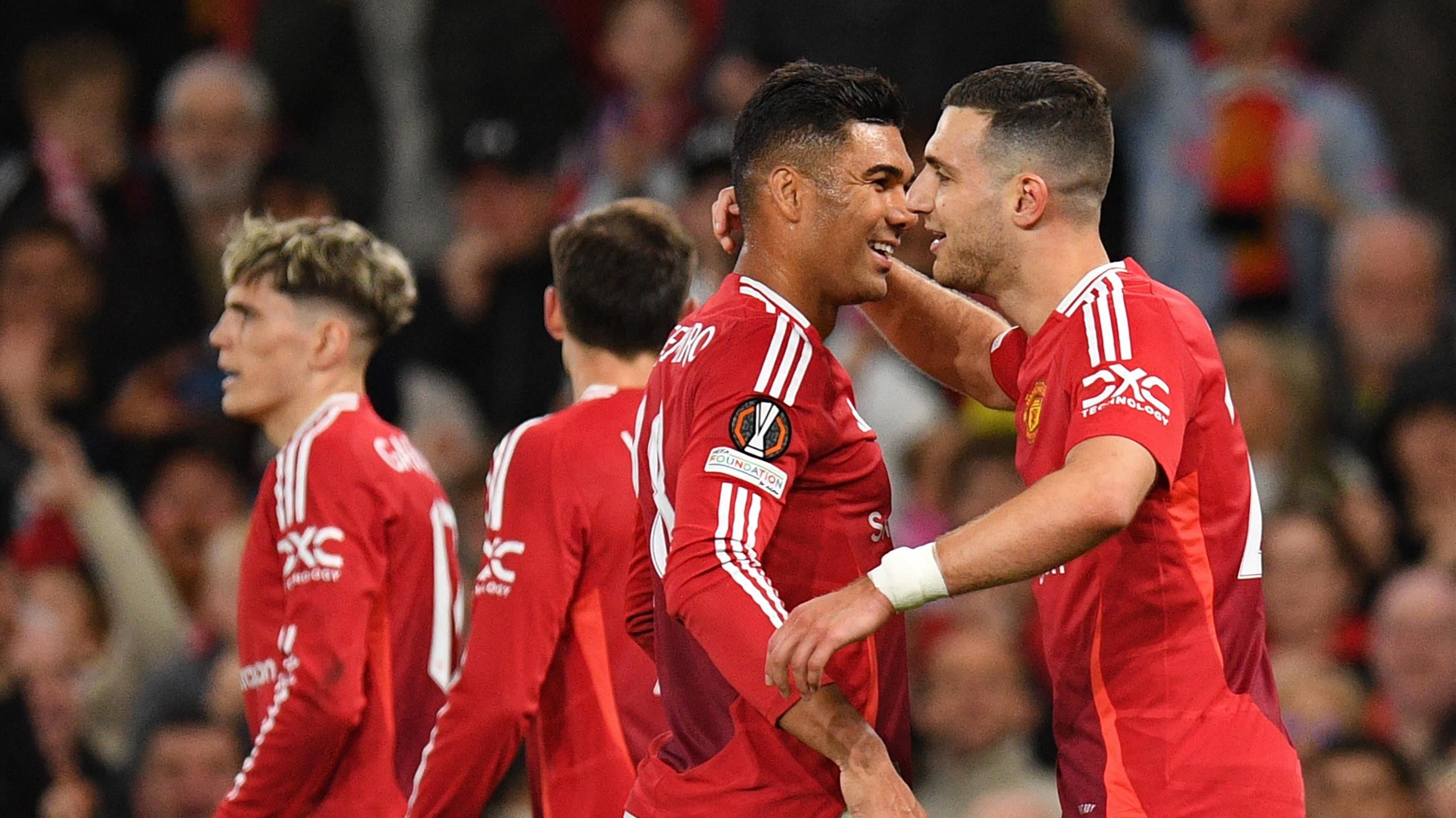 ‘Diogo Dalot delivers!’ – Manchester United score second goal before ...