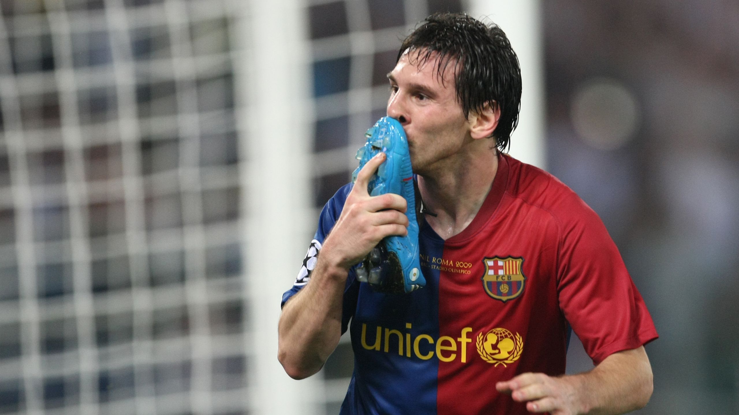 Lionel Messi reveals his Barcelona goal against Manchester United in ...
