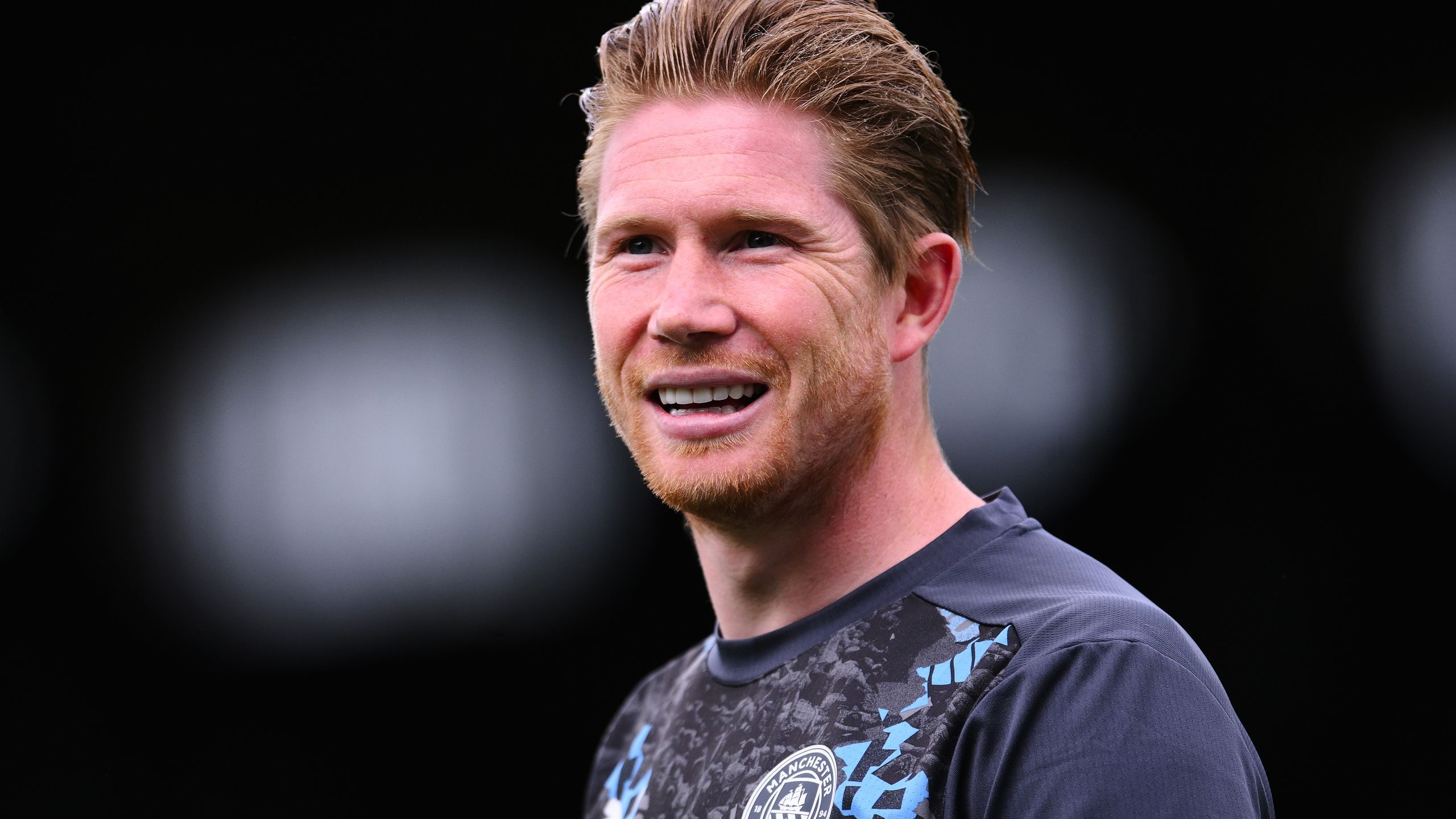 Kevin De Bruyne: Belgian midfielder completes switch to Serie A ...