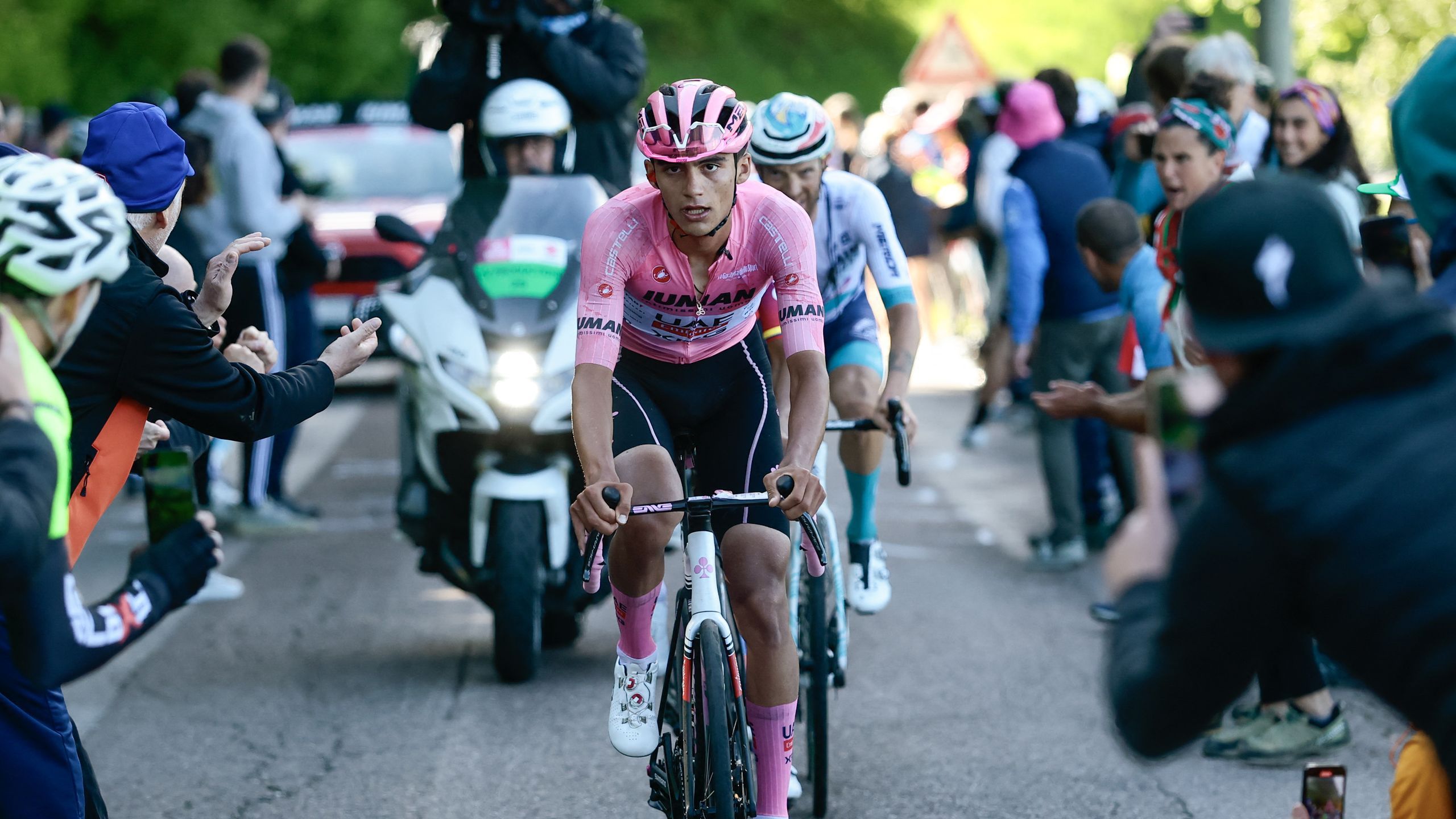Giro d'Italia: Isaac del Toro cracks as Italy gets home winner via ...