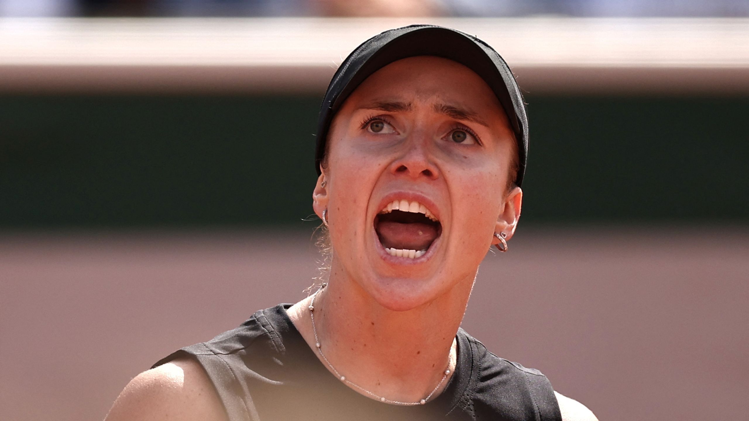 Elina Svitolina 'seals the deal with a big smile' after 'tricky' win ...