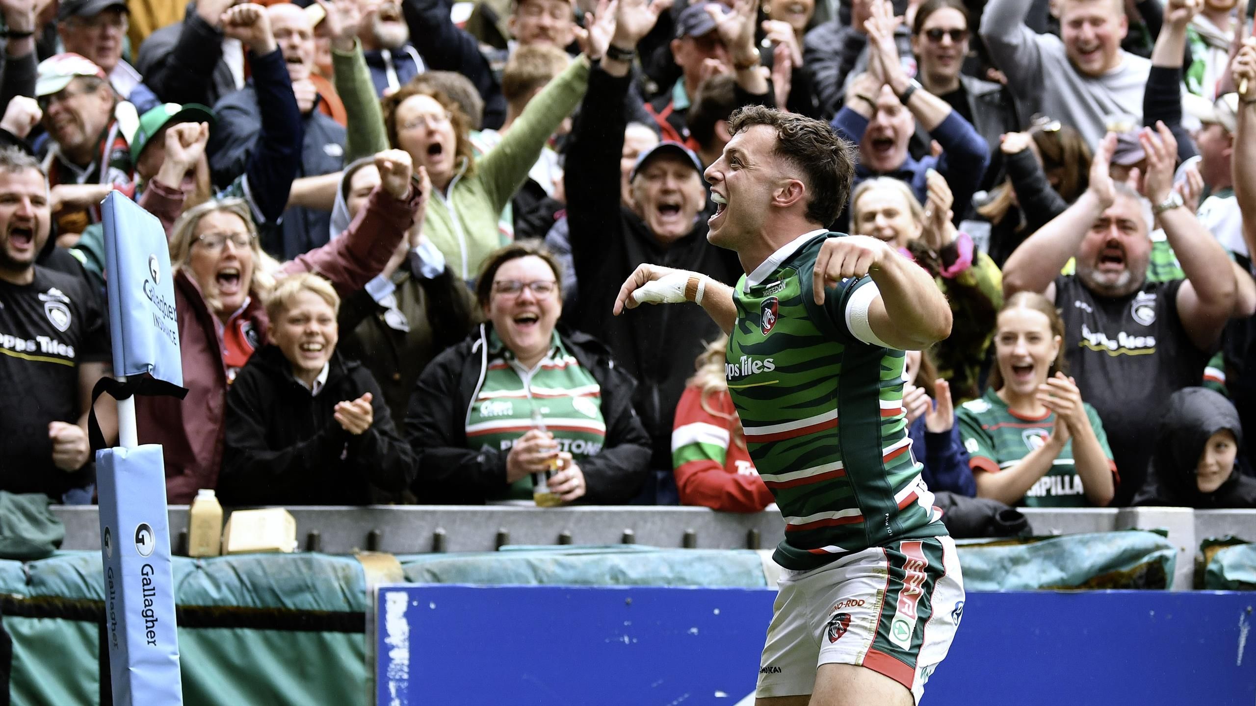 ‘That is a sensation!’ – Watch as Adam Radwan takes ‘unreal’ mid-flight ...