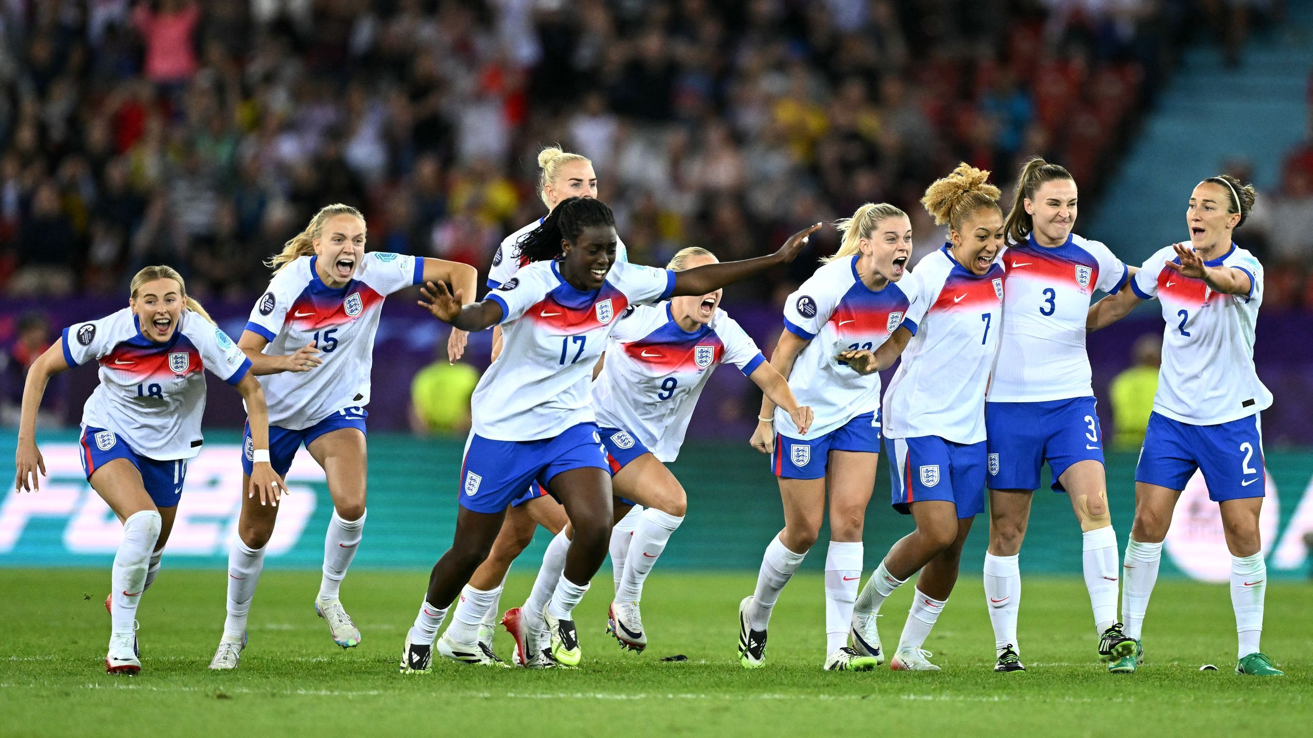Leah Williamson reacts to 'awful' Lionesses shoot-out v Sweden as ...