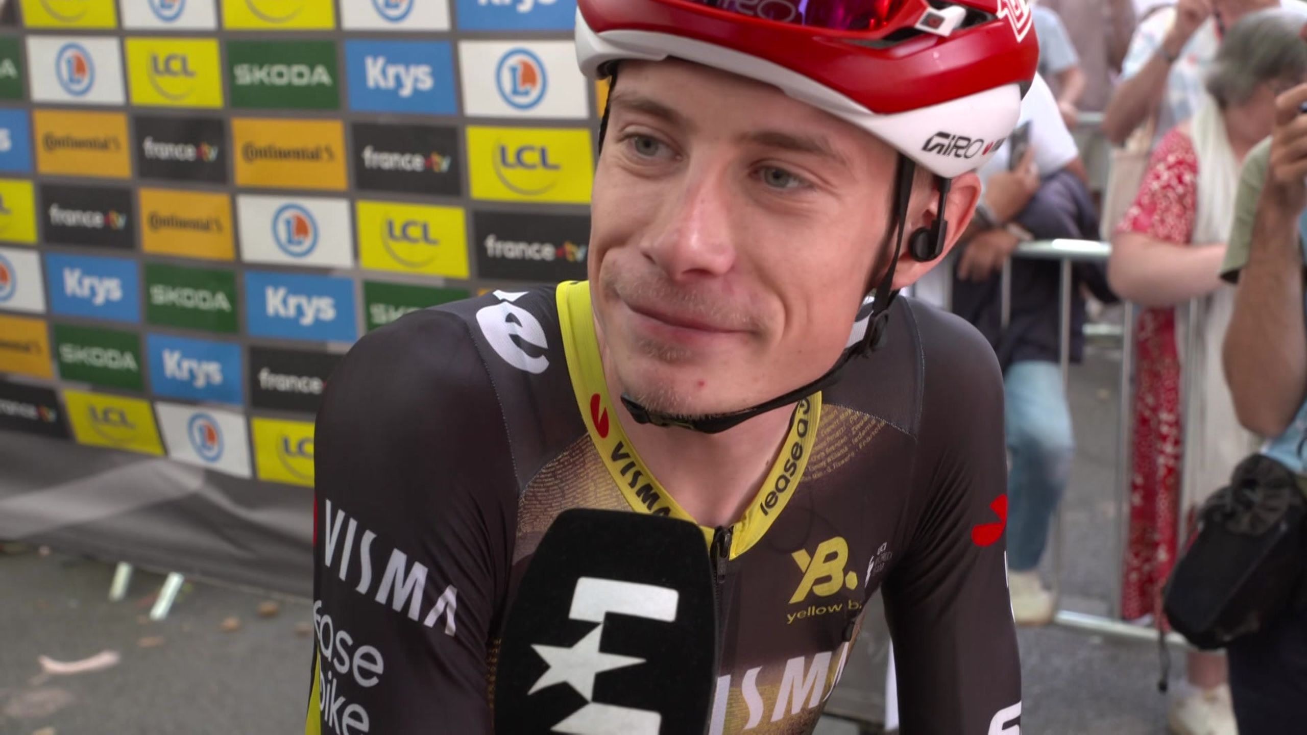 Jonas Vingegaard gives update on his condition after 'stupid' crash in ...