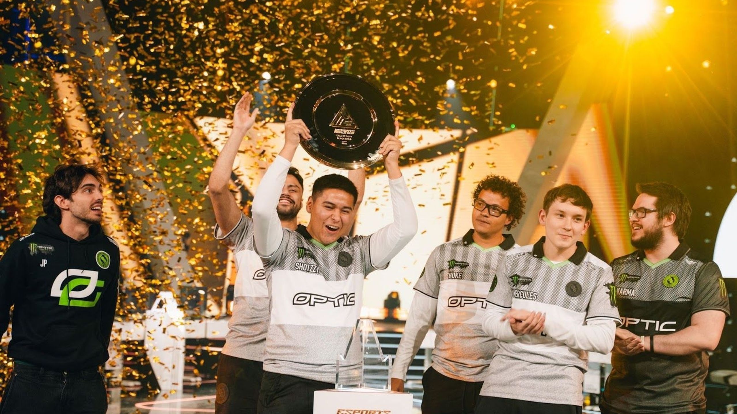 EWC 2025 – Championship Sunday Delivers Grand Finals and Playoff ...