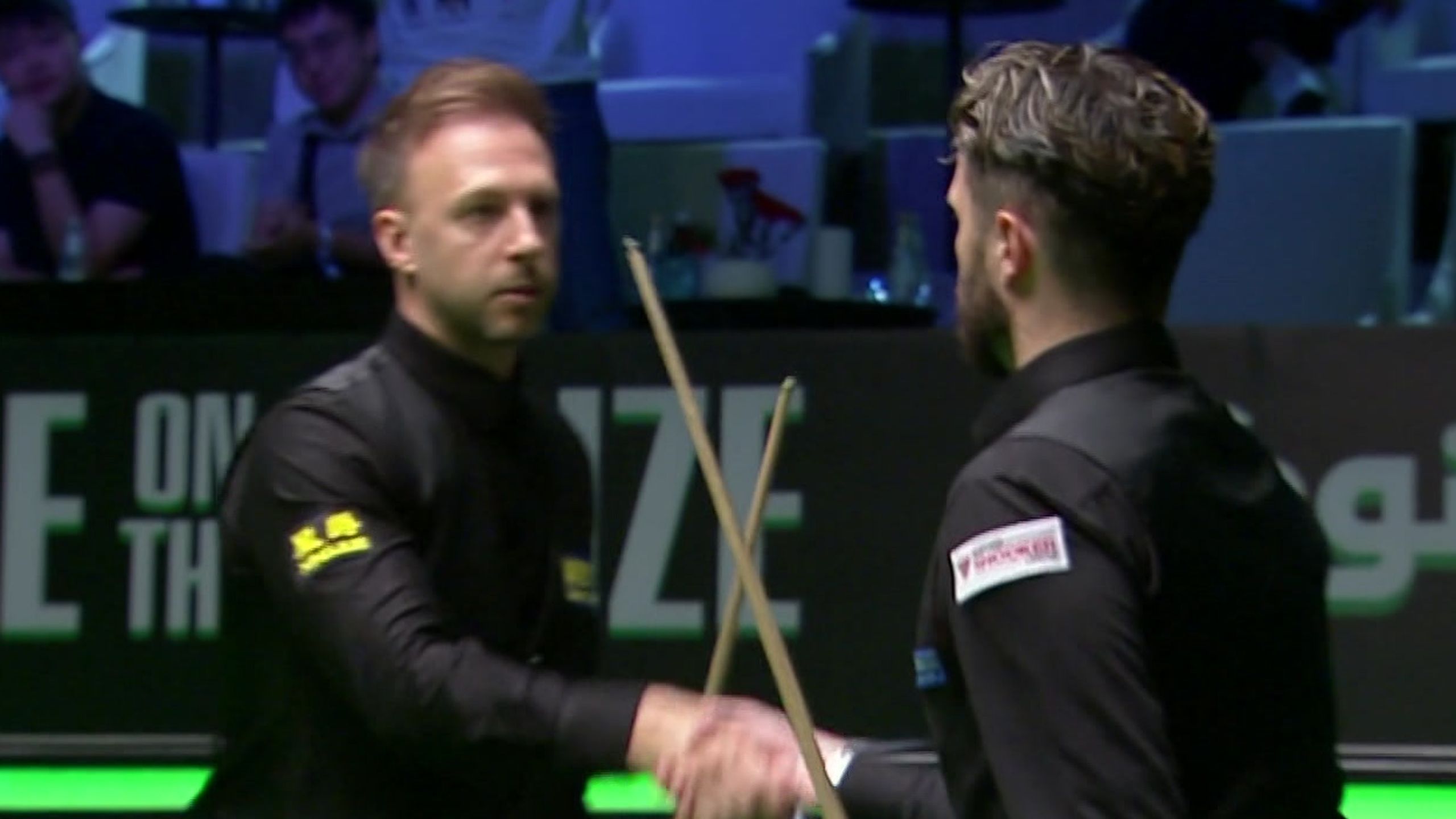 Saudi Arabia Snooker Masters: Watch dramatic moment Judd Trump crashes ...