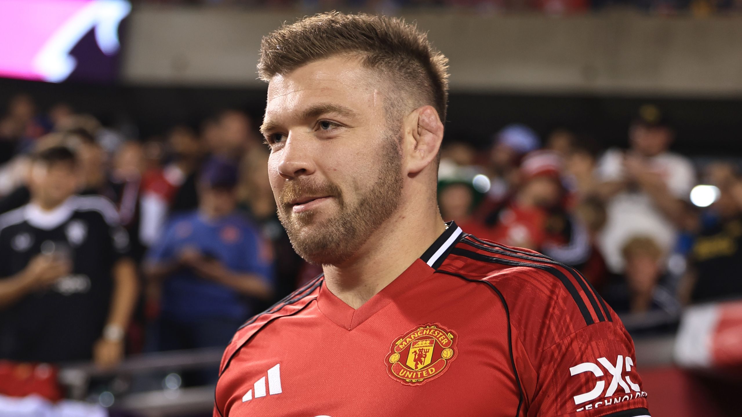 UFC 319: Dricus du Plessis reveals which Manchester United legend ...