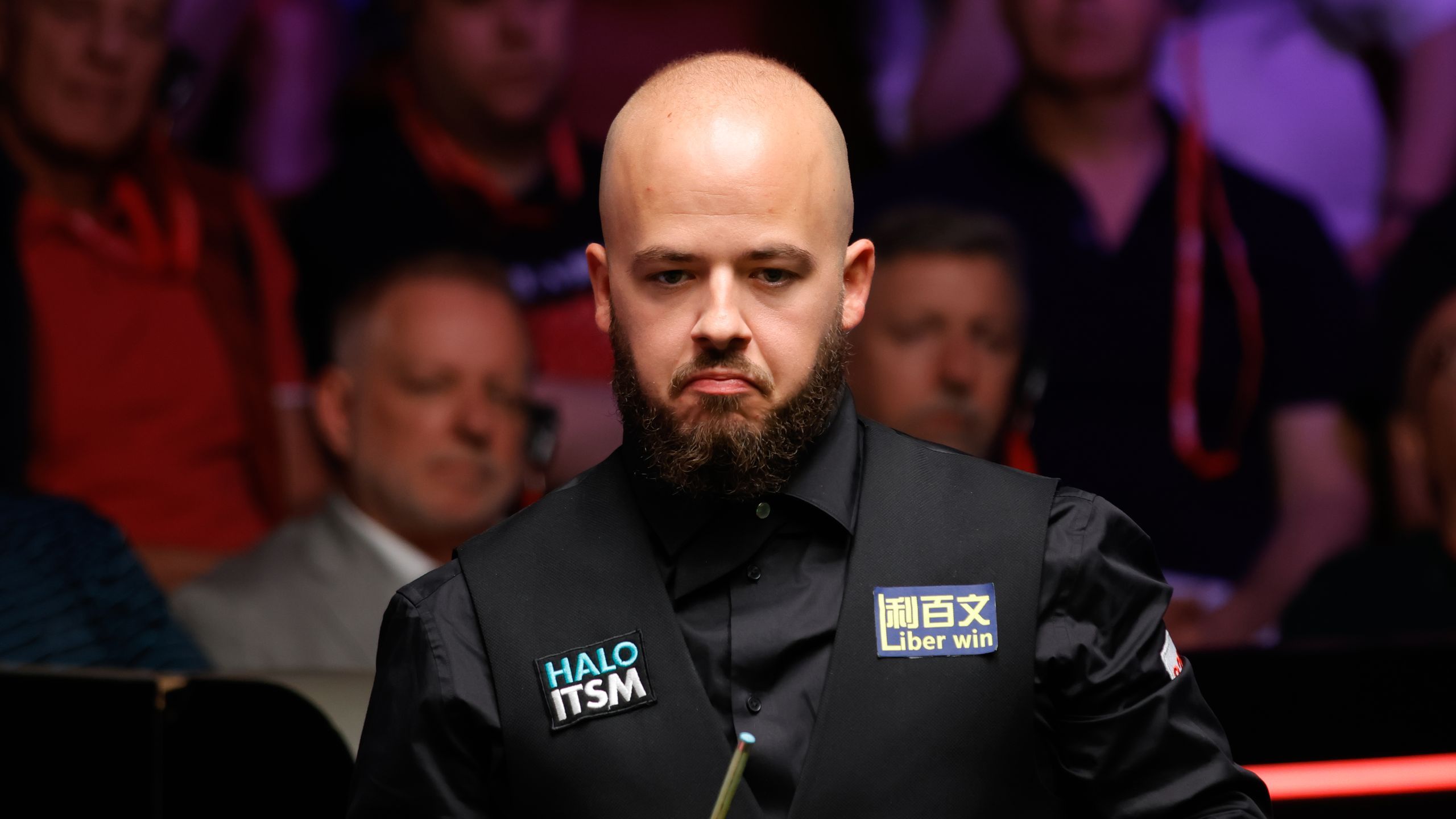 Watch extraordinary moment Luca Brecel quits mid-match against Sunny ...