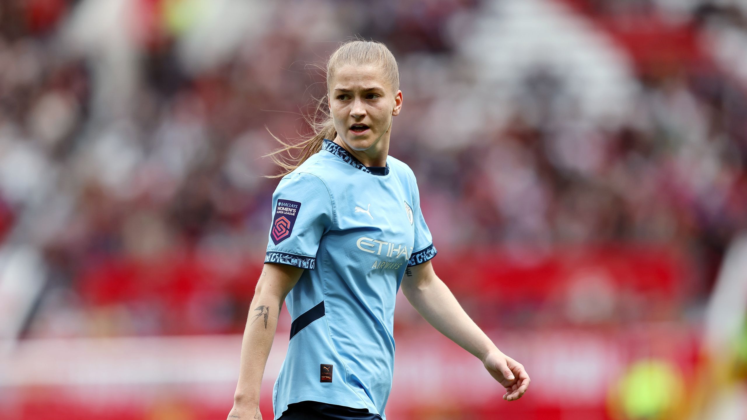 Manchester United confirm signing of Jess Park from Women's Super League rivals Manchester City ...