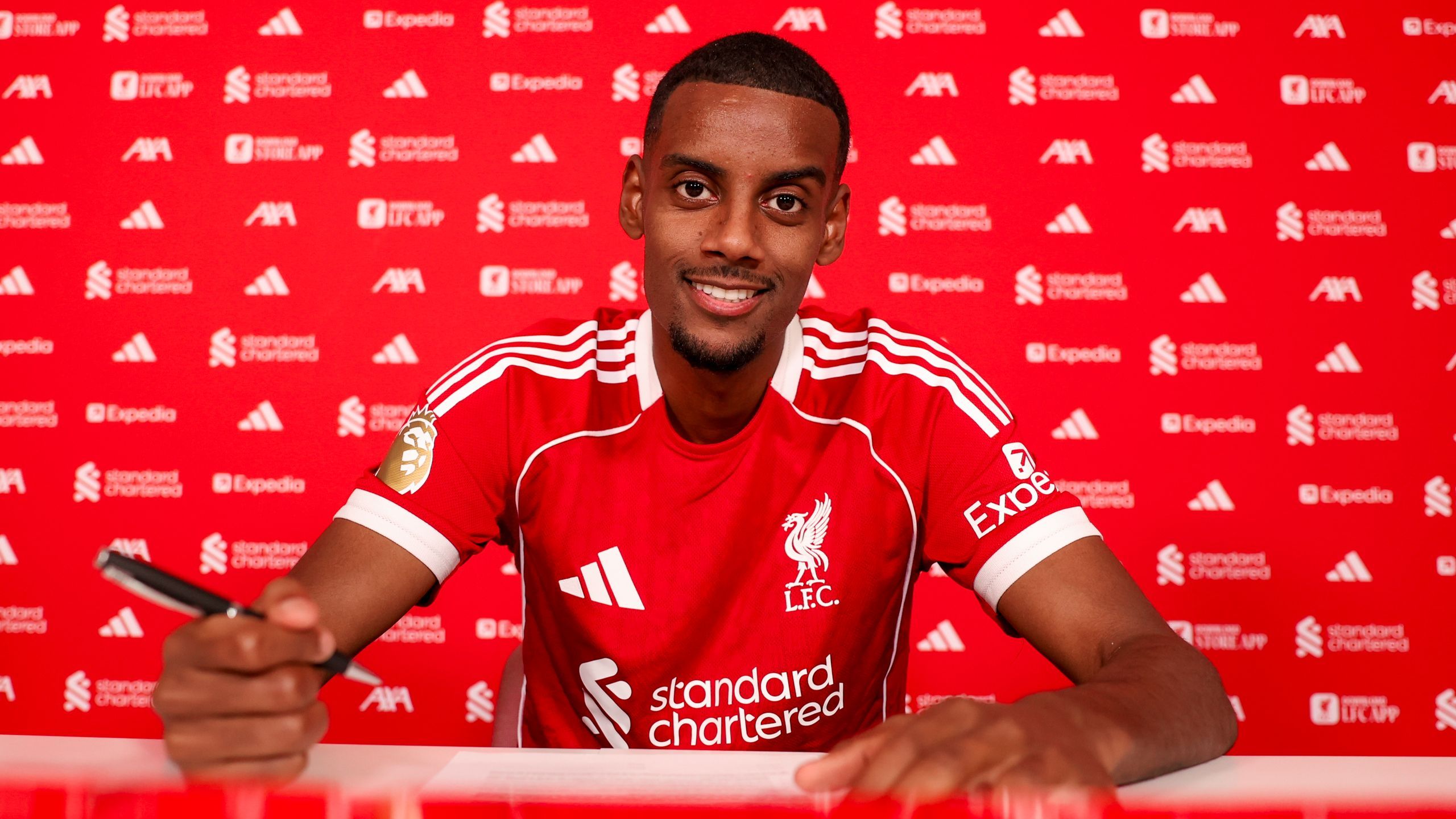 Liverpool sign Alexander Isak from Newcastle United for British ...