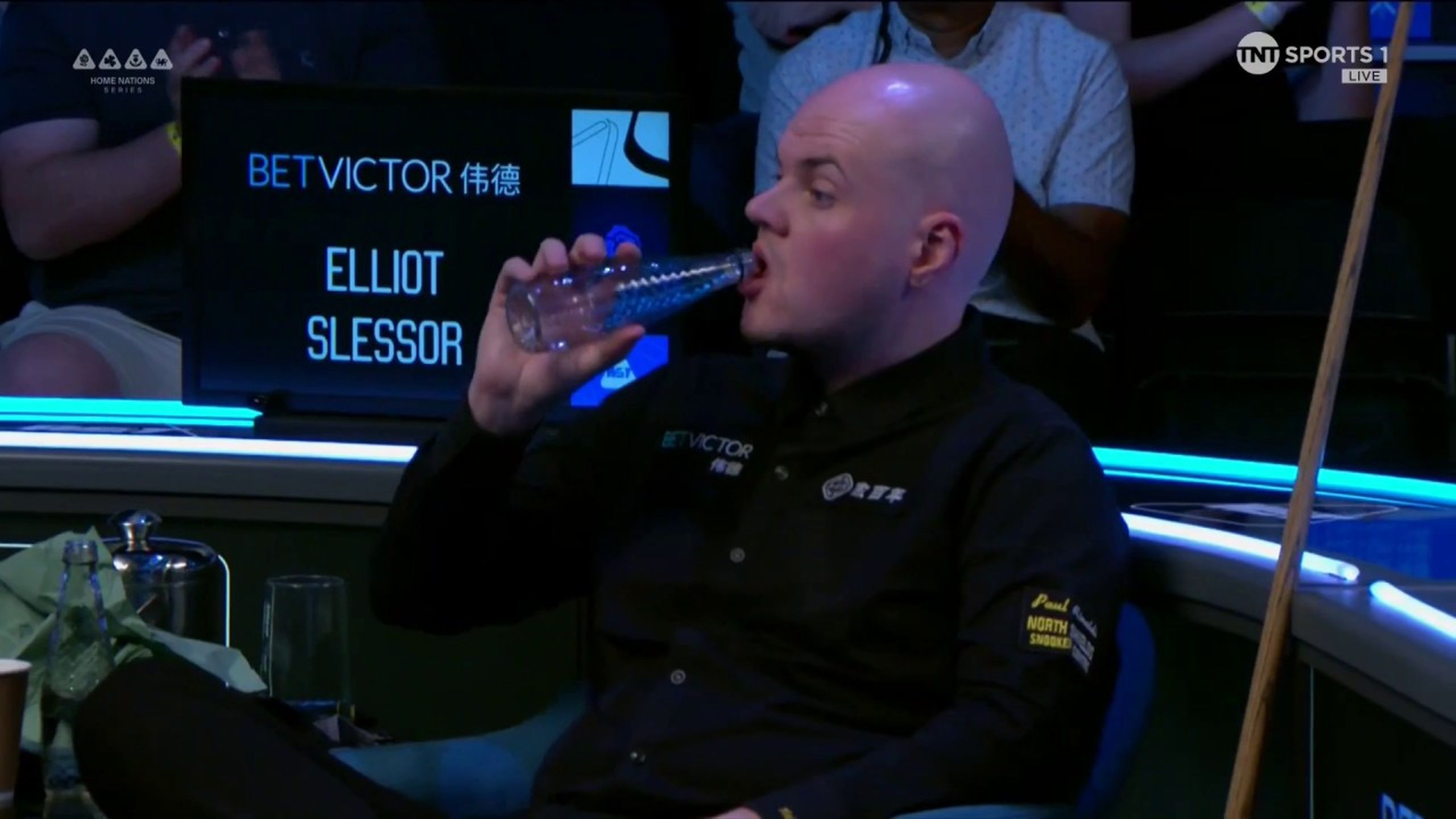 'Who would have thought it?!' - Mark Allen lands beautiful red to win ...