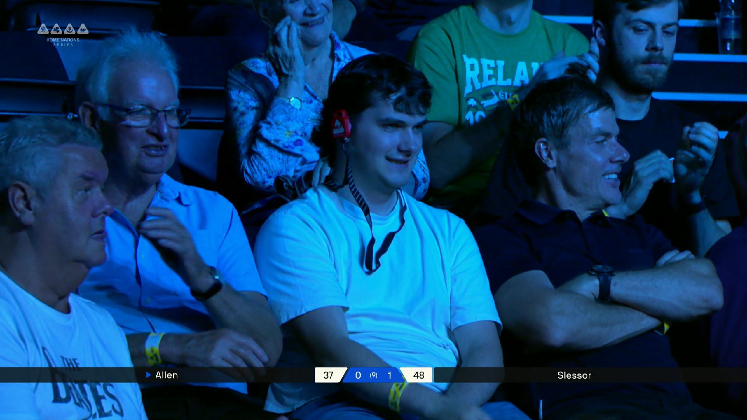 'Ironic applause' for Mark Allen after first pot in 39 minutes ...