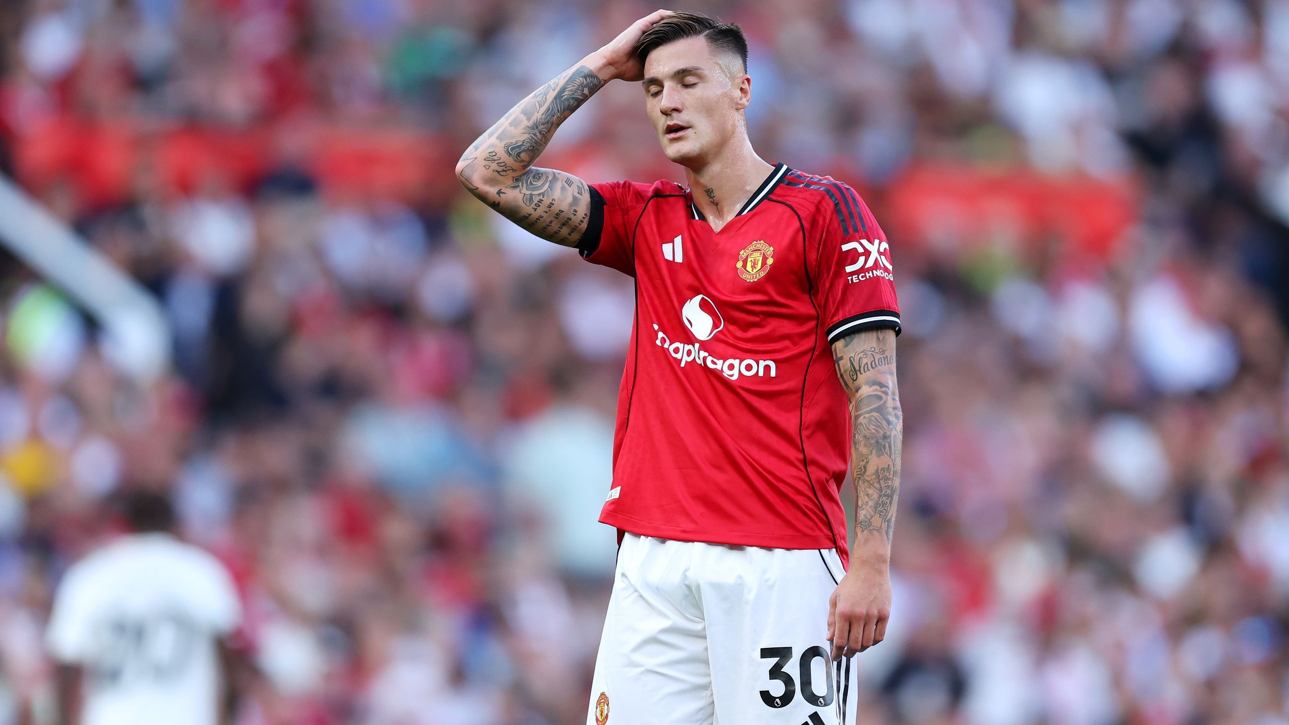 Ruben Amorim admits 'control freak' Benjamin Sesko is struggling at ...