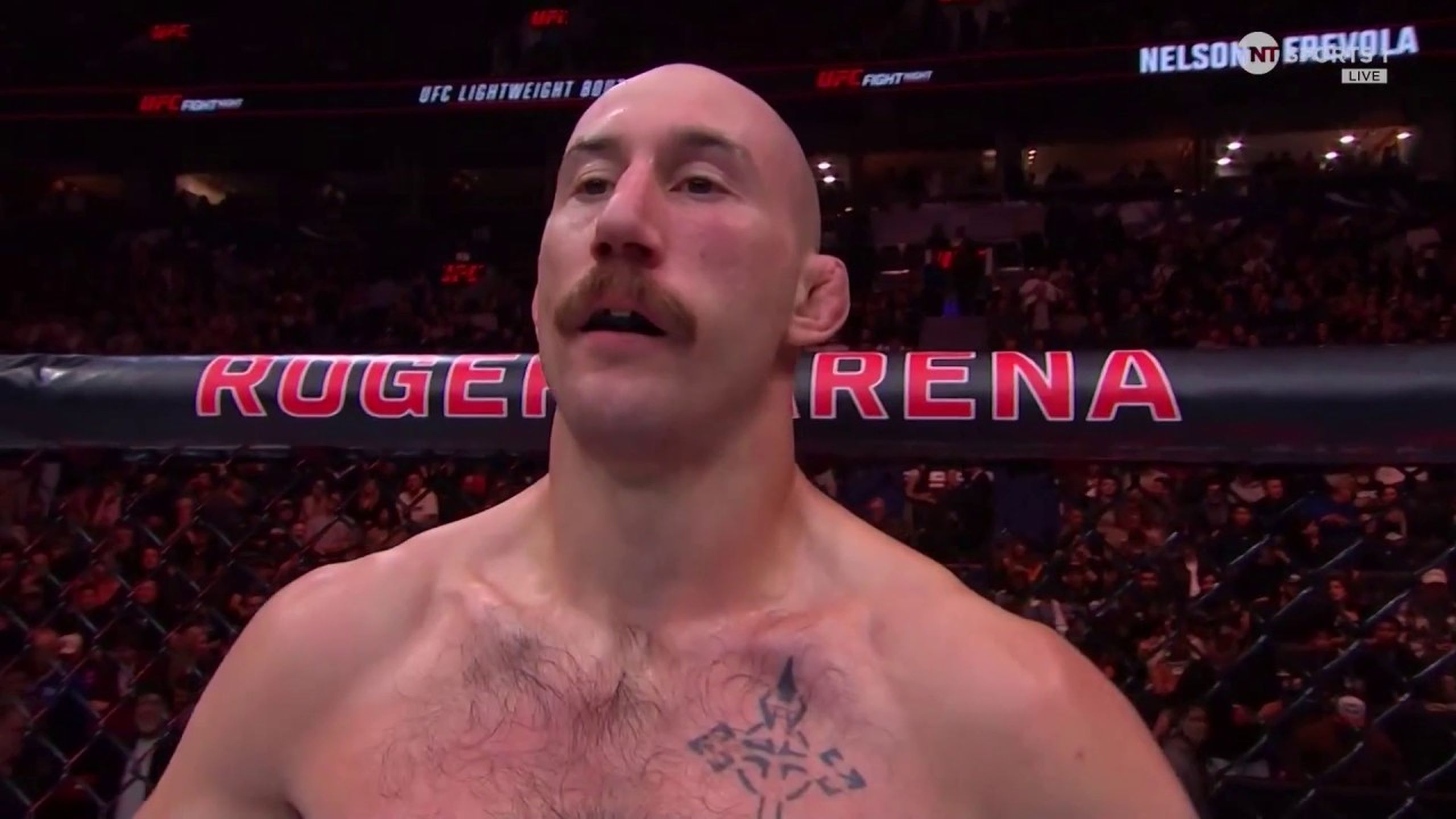 'I thought the fight was stopped?' - Confusion at the end of round one ...