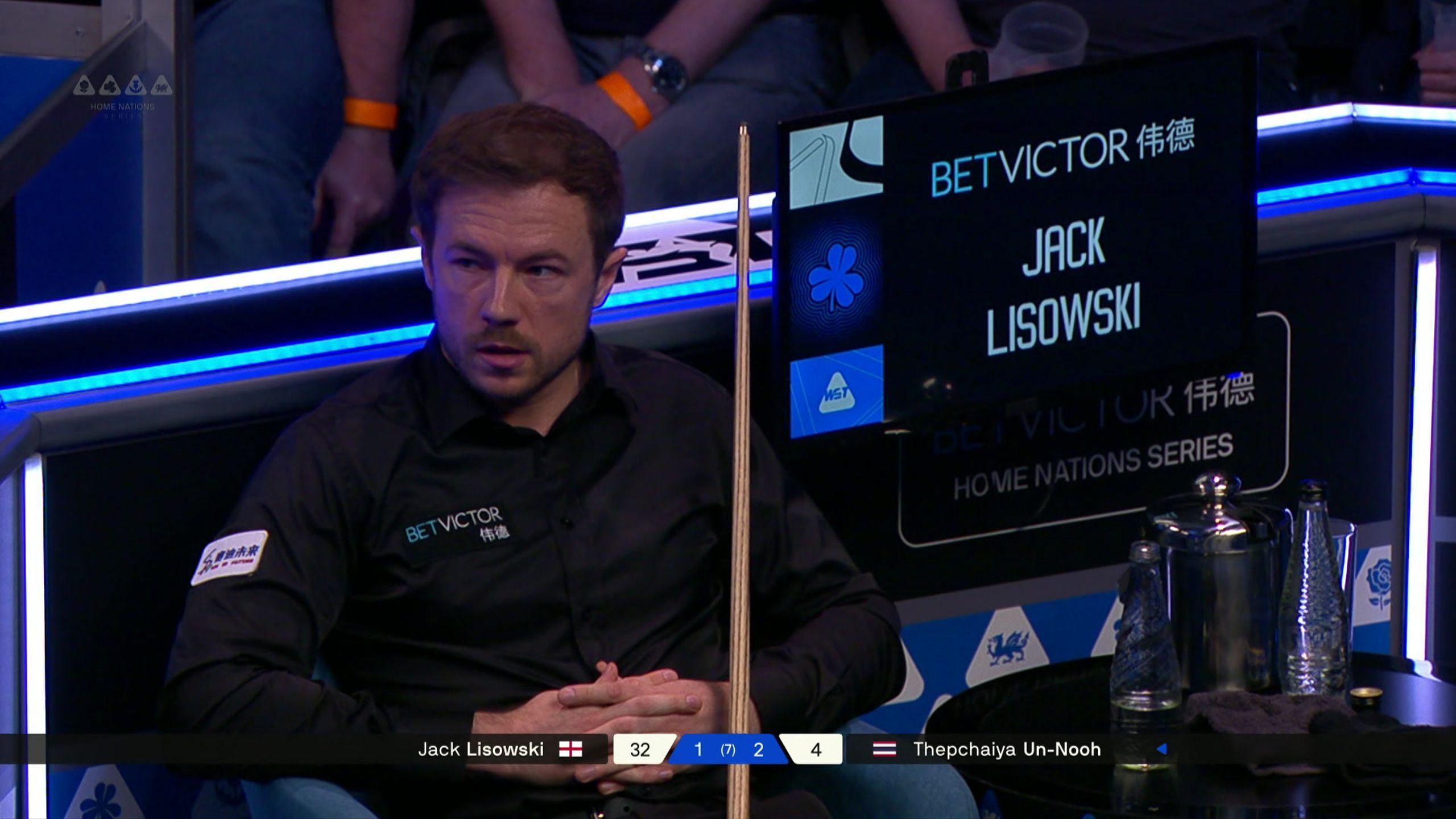 Jack Lisowski calls foul on himself against Thepchaiya Un-Nooh at ...