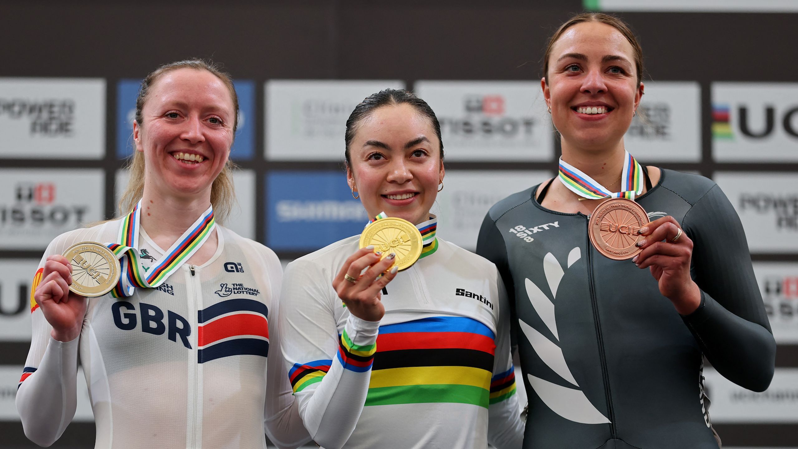 Great Britain's Anna Morris sprints to silver in women’s points race as ...