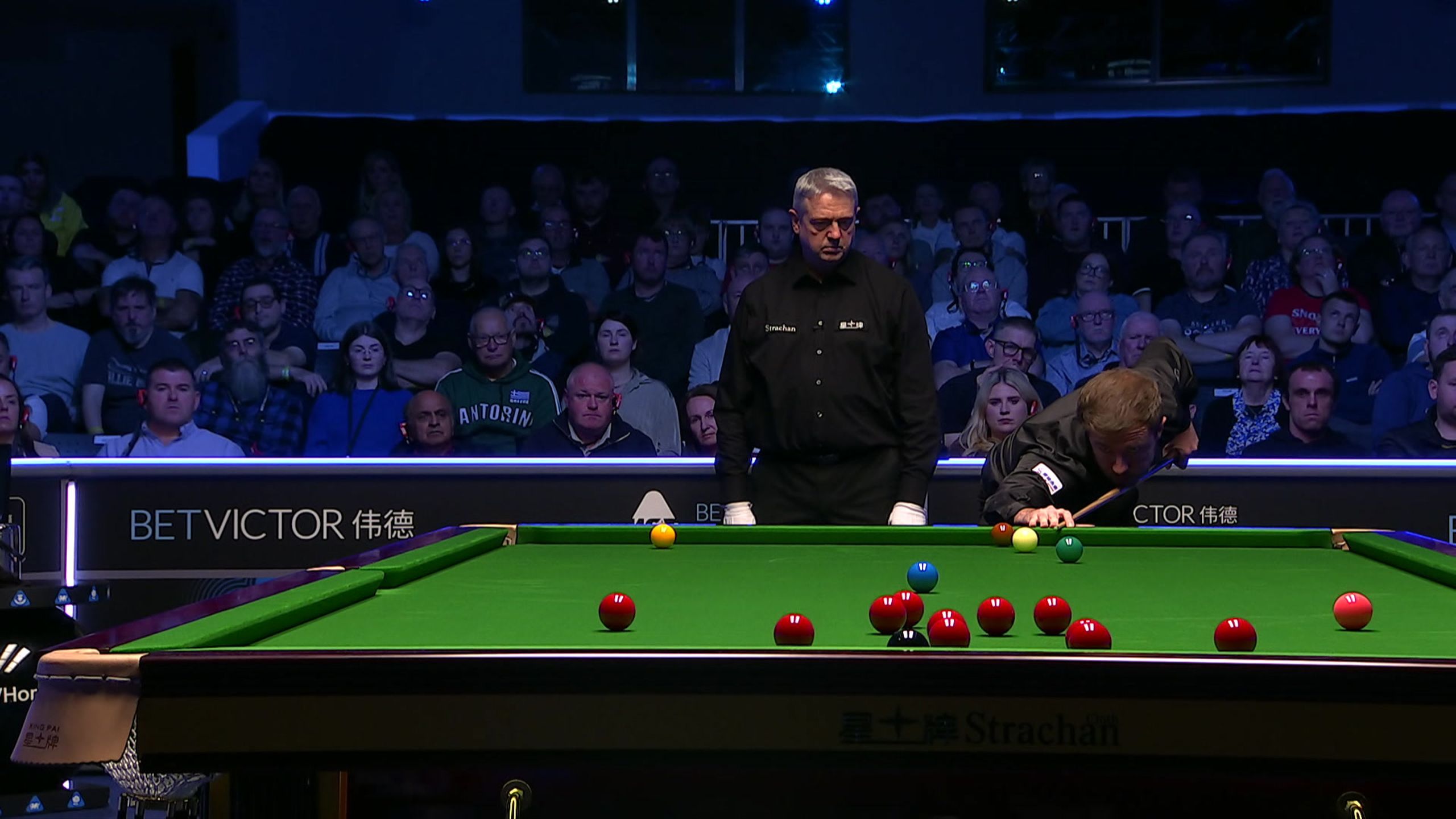 Jack Lisowski pots stunning red against Judd Trump at Northern Ireland ...