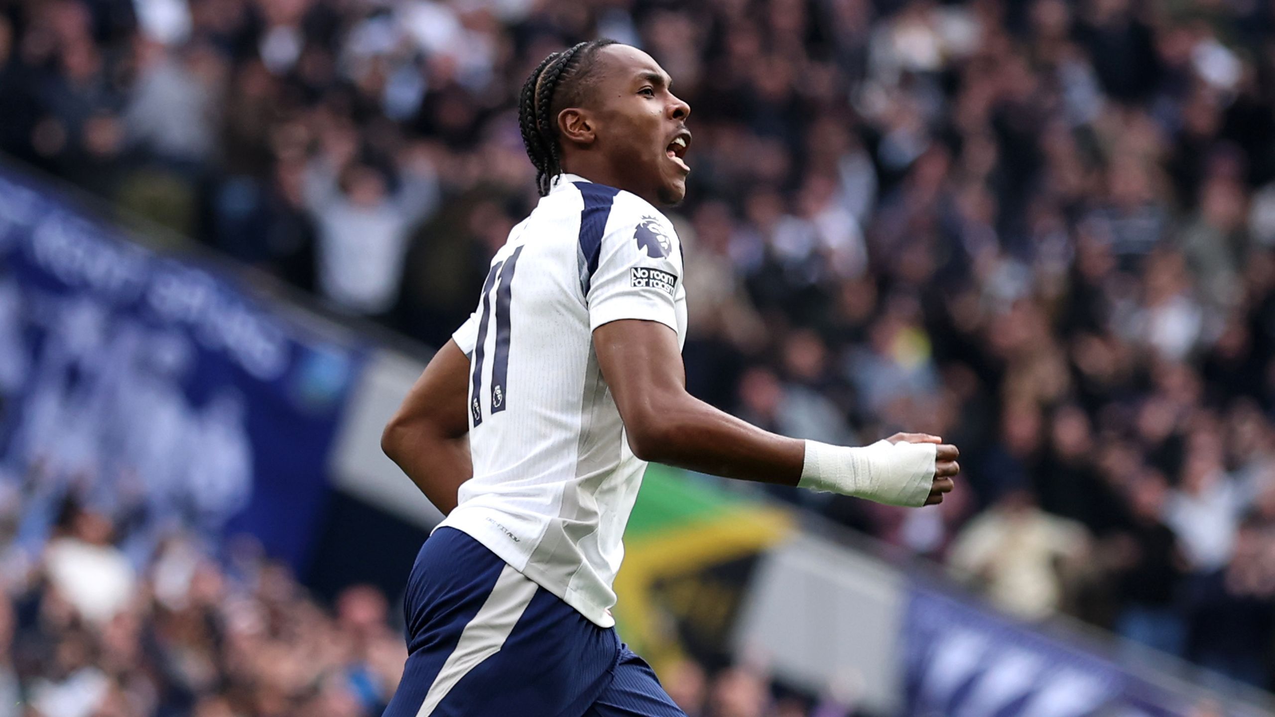 'Tel on the turn' - Tottenham equalise against Manchester United after ...