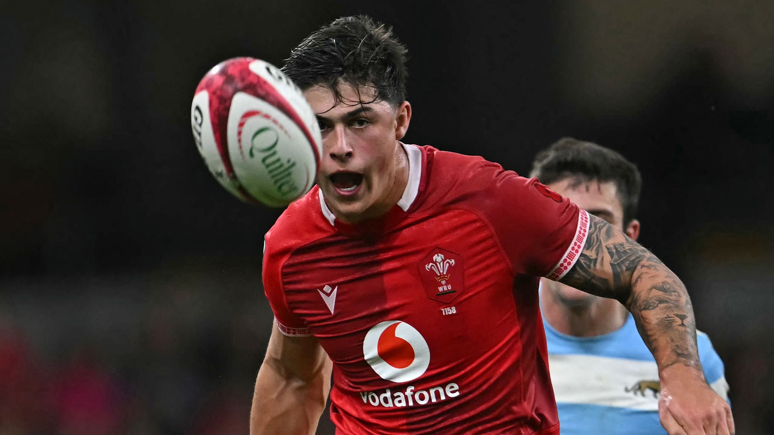 He’s back! Louis Rees-Zammit denied ‘exceptional’ try on Wales return ...