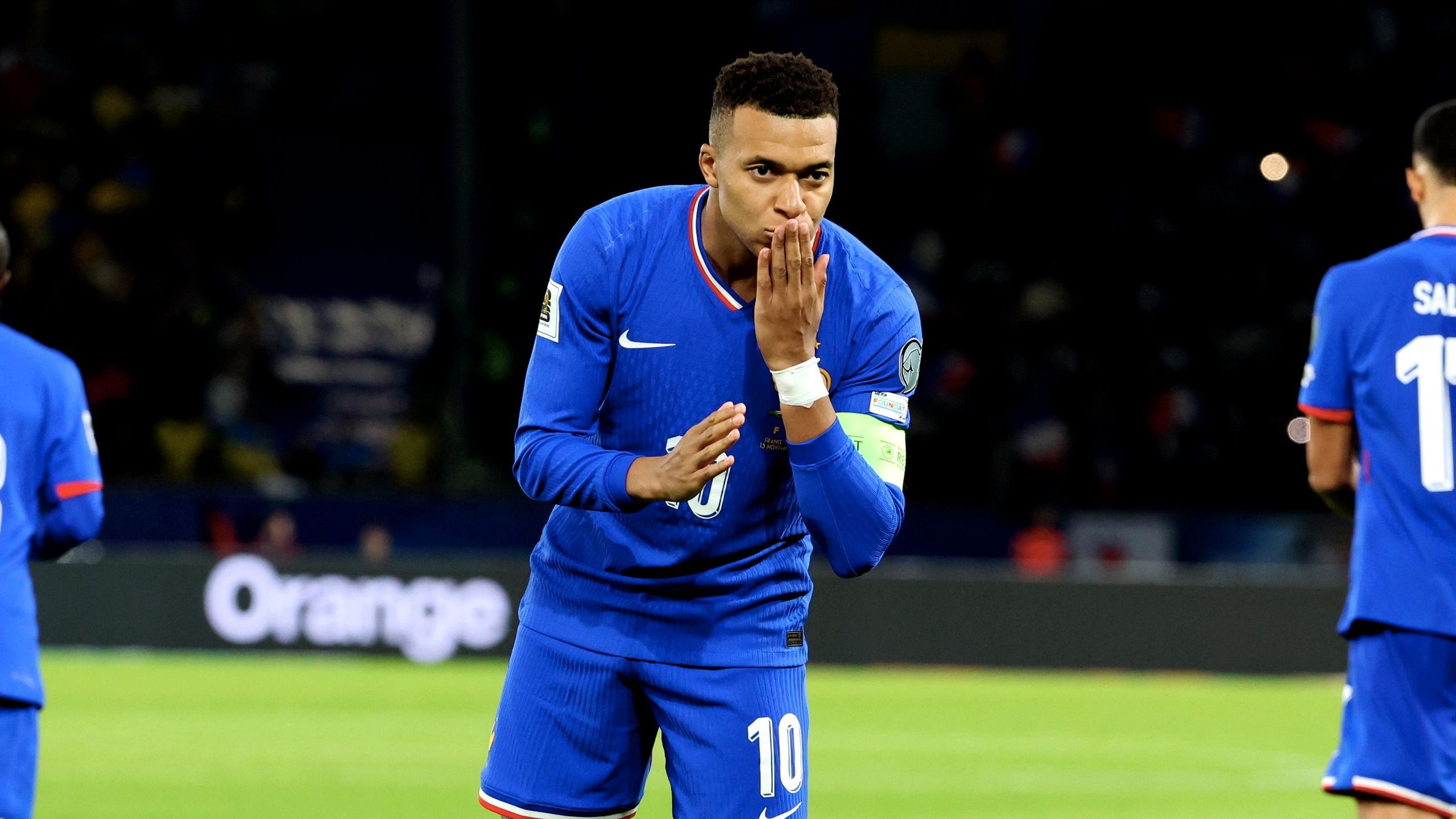 Kylian Mbappe eyes Cristiano Ronaldo’s ‘unreal’ 1000 goal target after ...