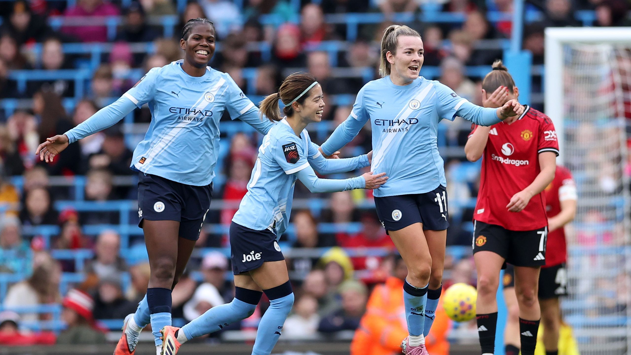 Manchester City extend lead at top of Women's Super League with ...