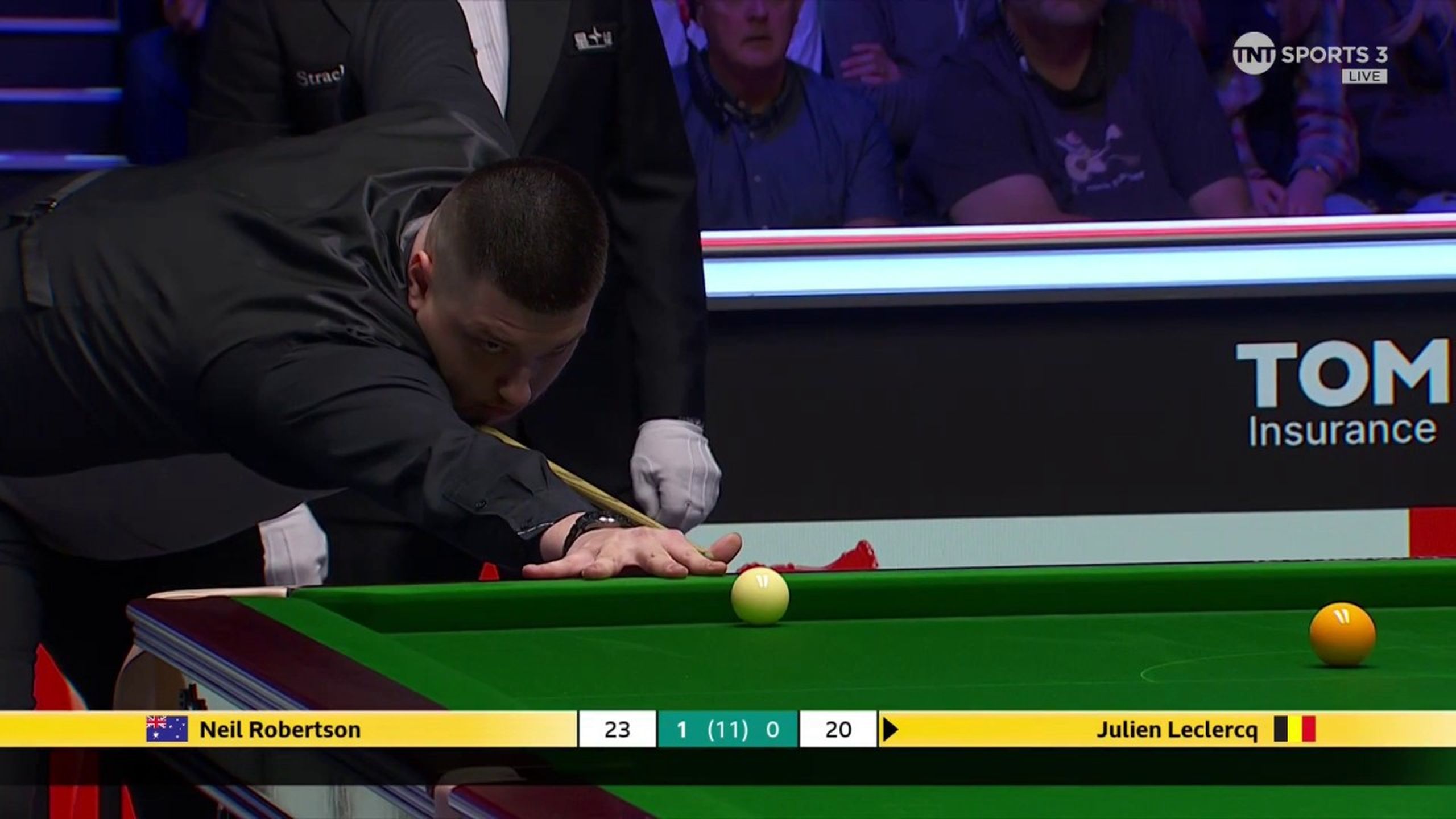 ‘That’s embarrassing’ – Watch bizarre moment in Neil Robertson v Julien ...