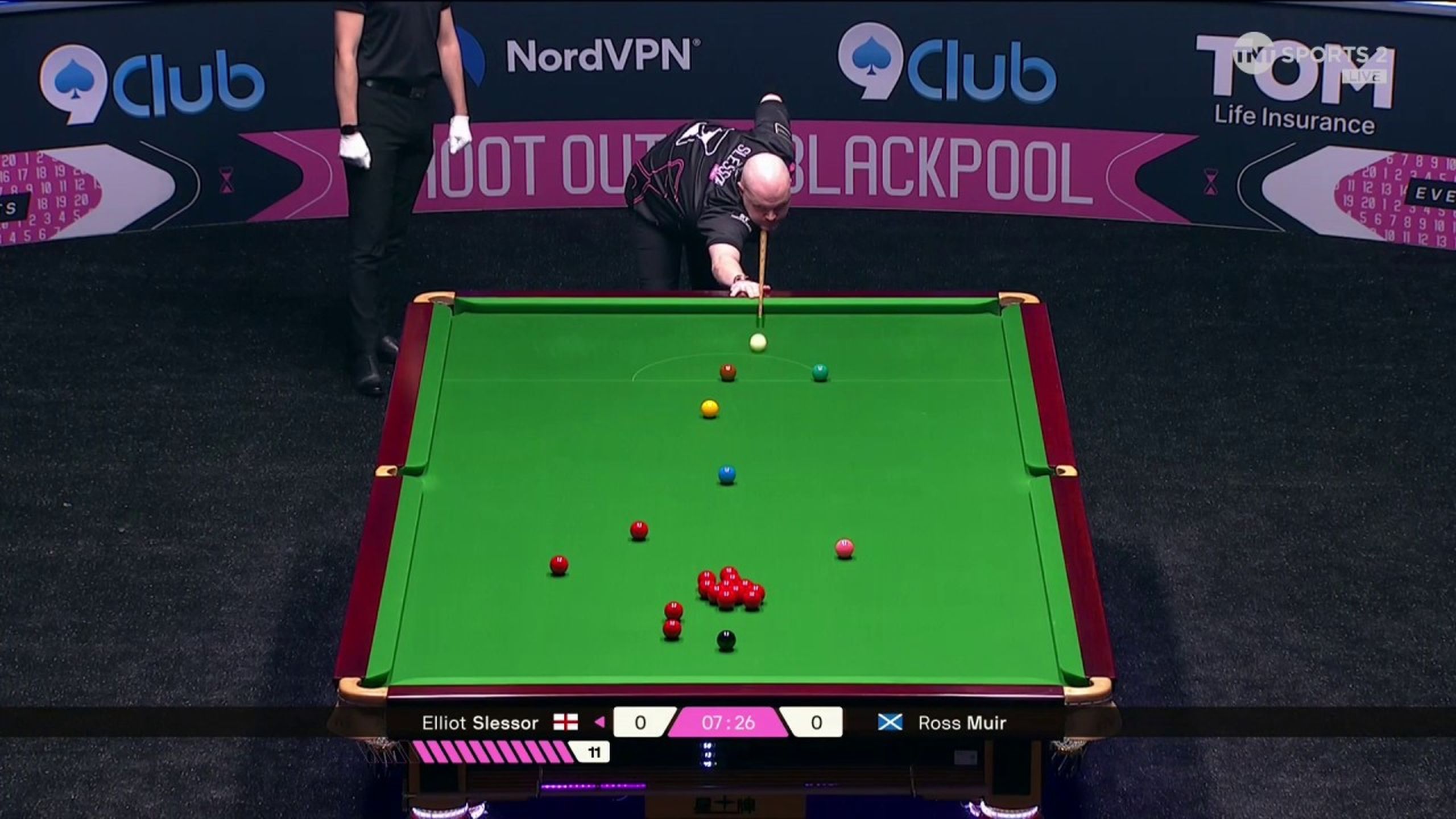 Safety shot 'goes horribly wrong' for Elliot Slessor at Snooker Shoot ...