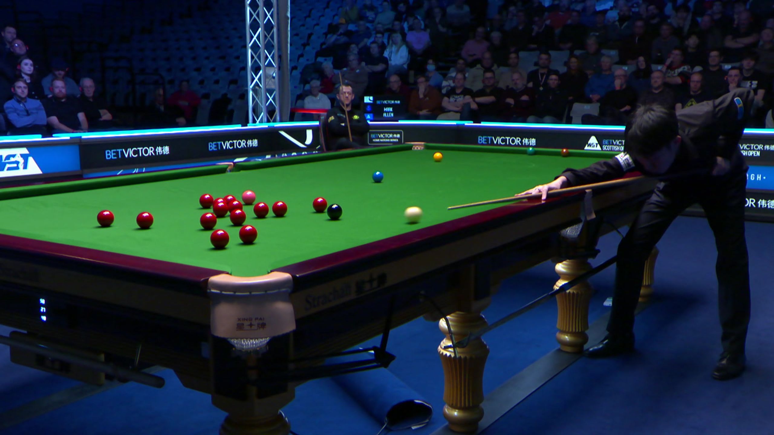 'What a clever shot that is!' - Chang Bingyu pots red off red in ...