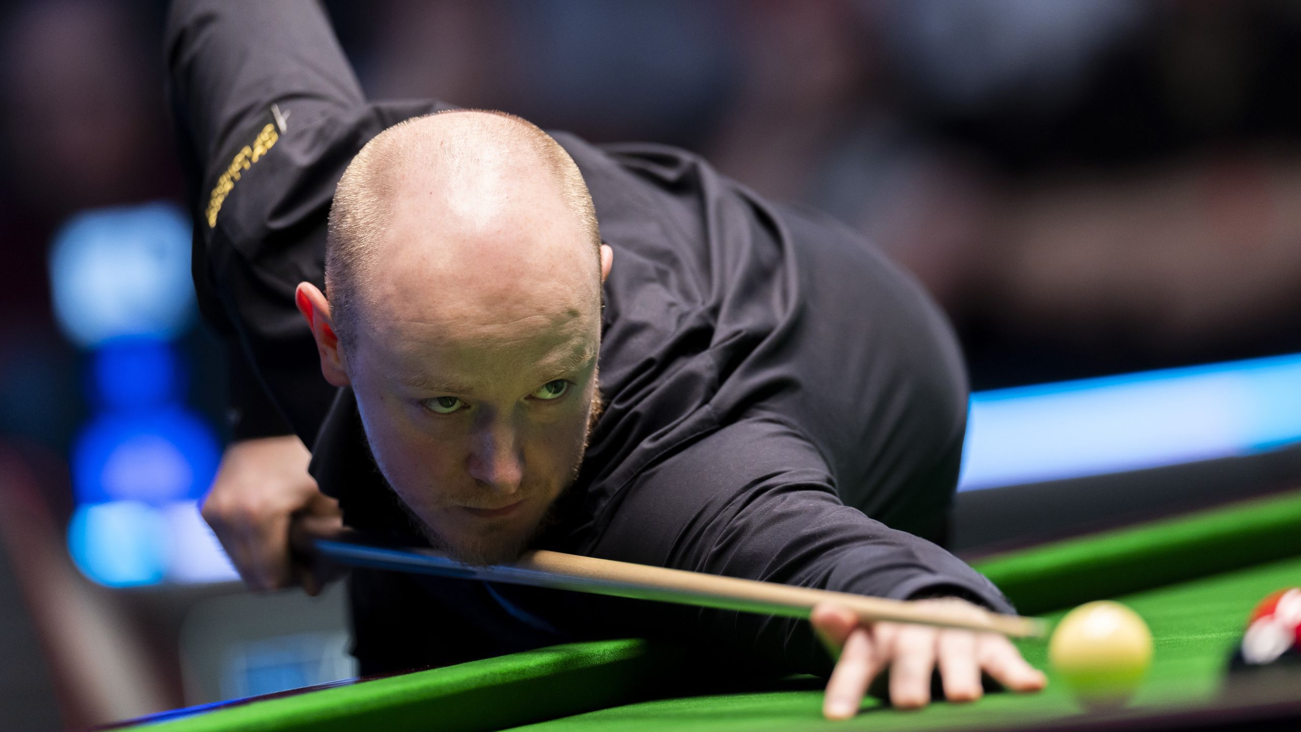 'Get in there!' - Chris Wakelin celebrates in style after reaching ...