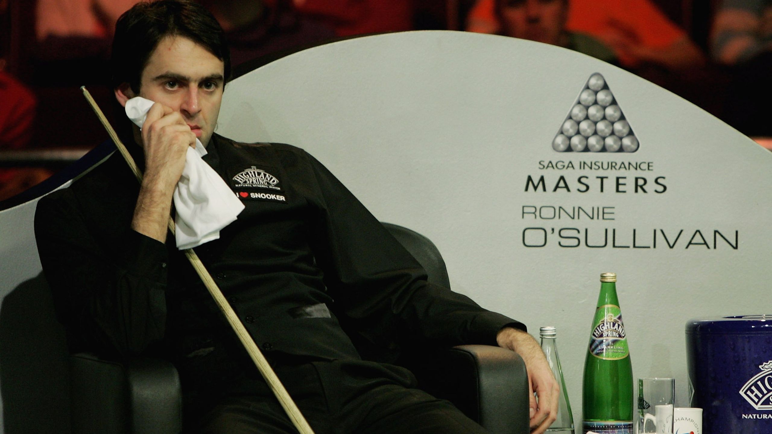 Could Ronnie O'Sullivan and Stephen Hendry's golden snooker title ...