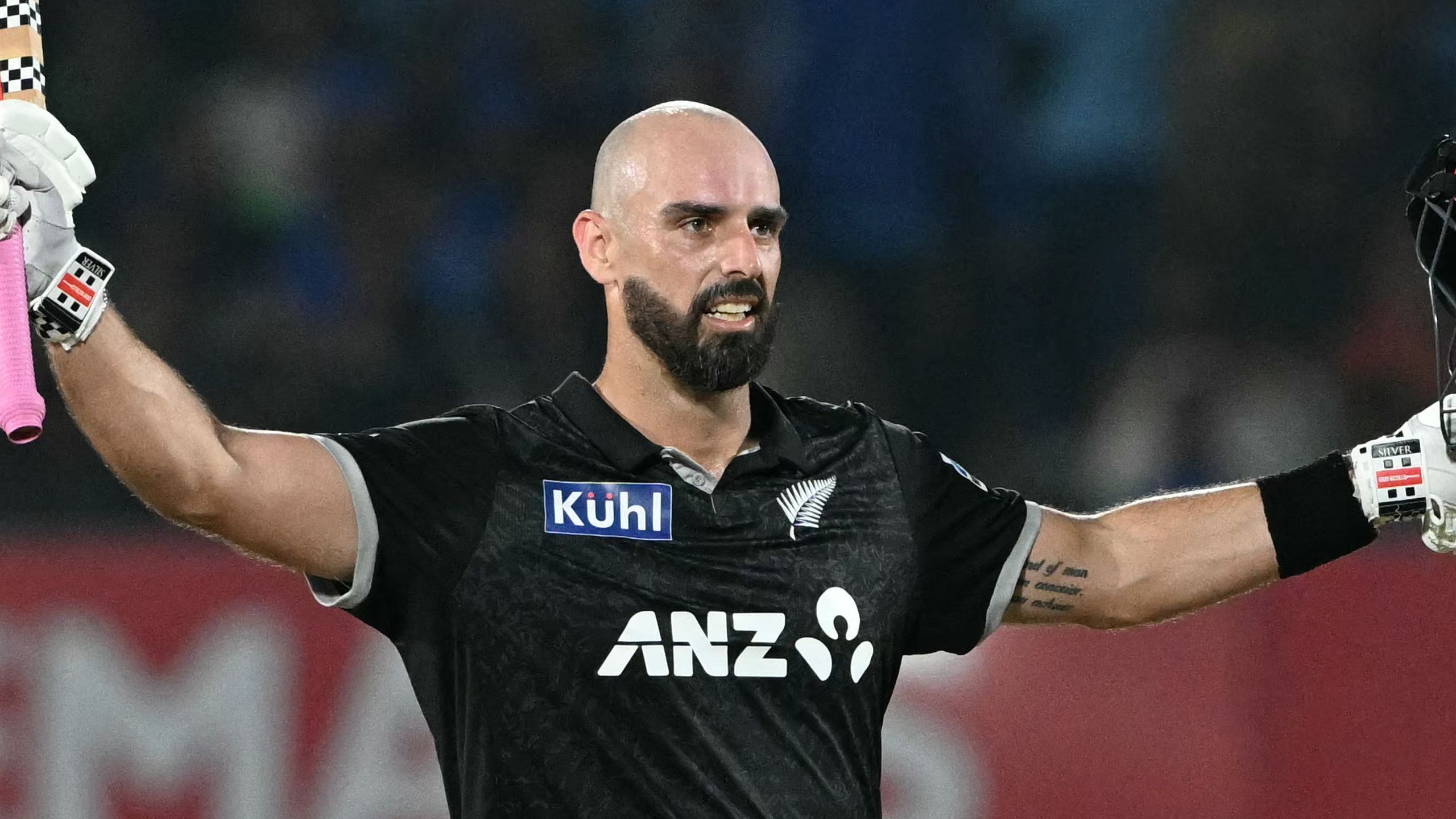 'Extraordinary' Daryl Mitchell hits unbeaten century as New Zealand ...