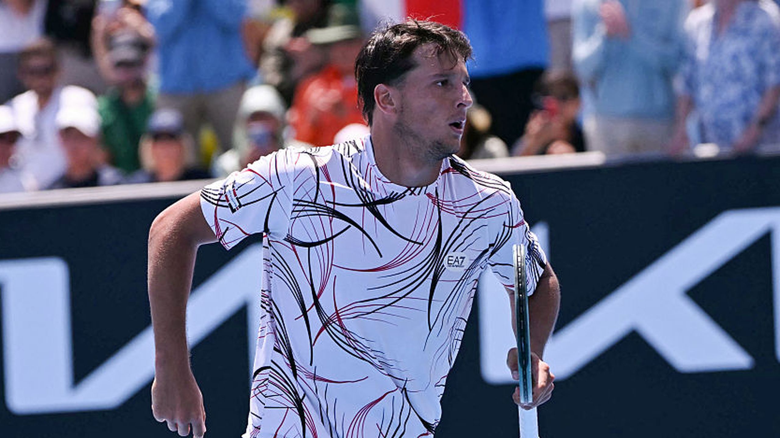 Watch as Luciano Darderi races off court due to 'stomach cramps' in ...
