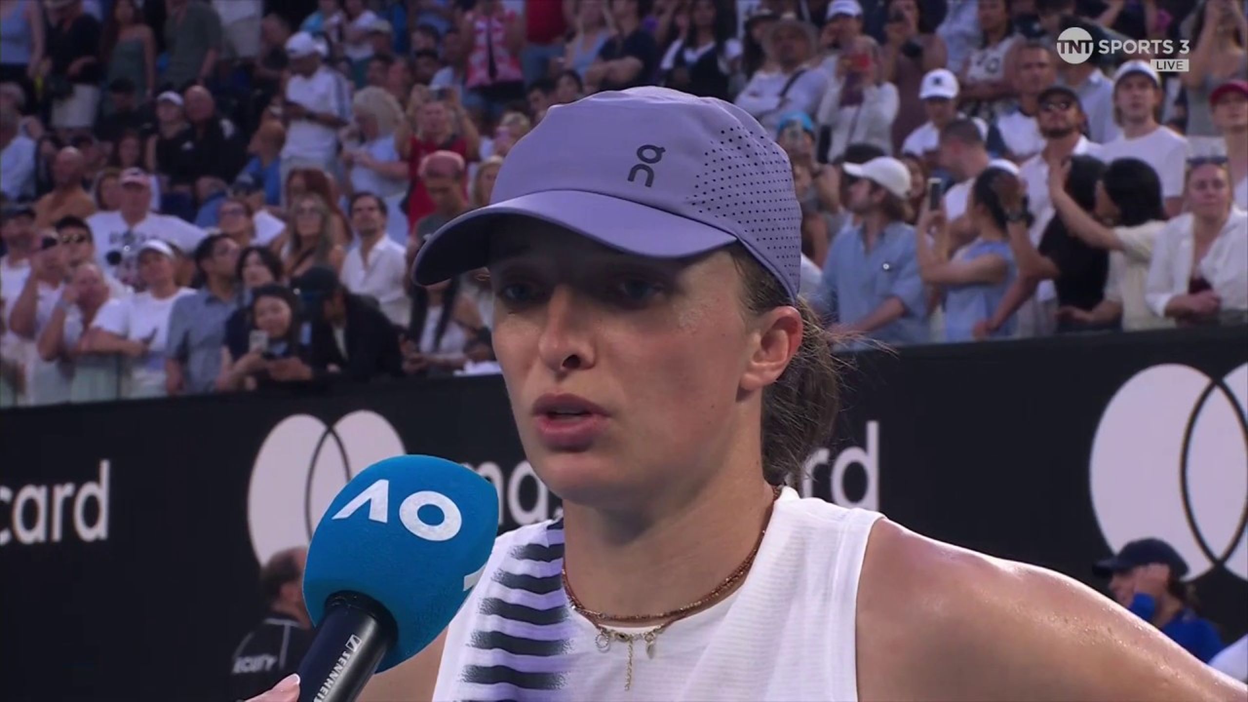 'Oh my god!' - Iga Swiatek reacts to blazing hot forecast after ...