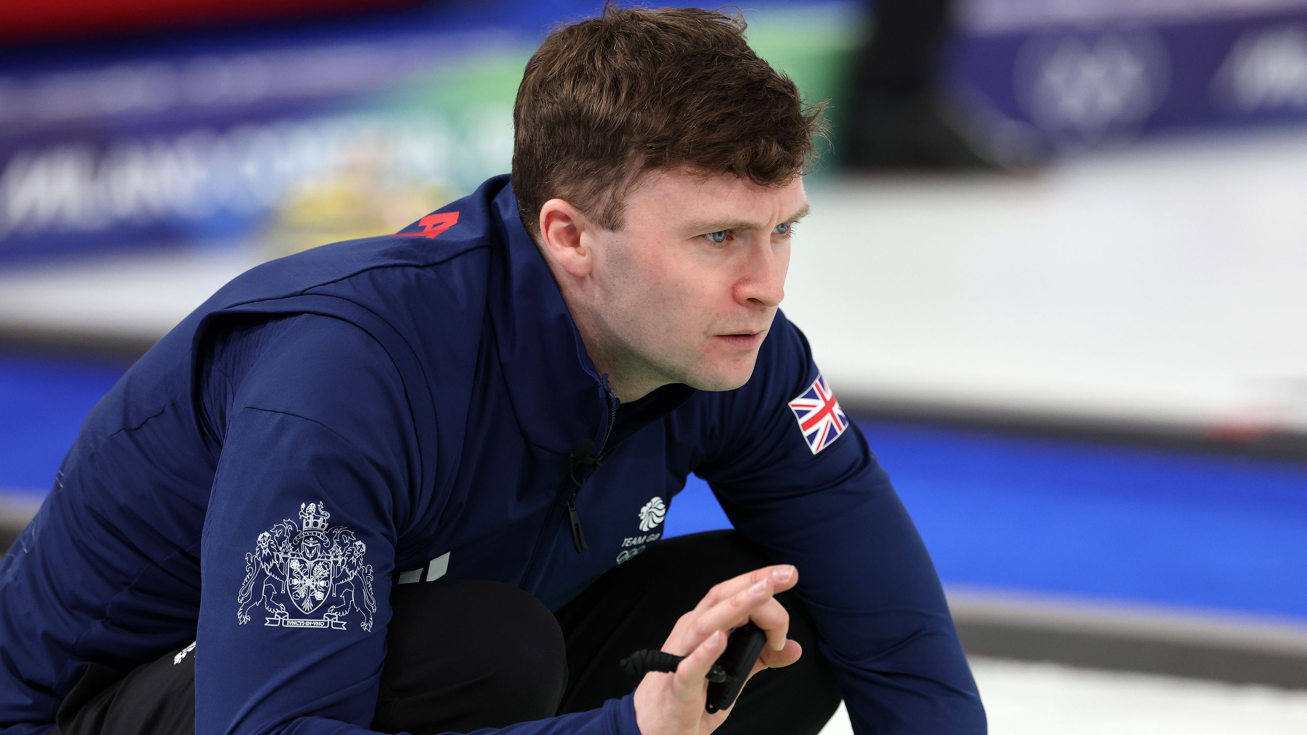 Gold medal hopes dented for Great Britain's men's curling team after ...
