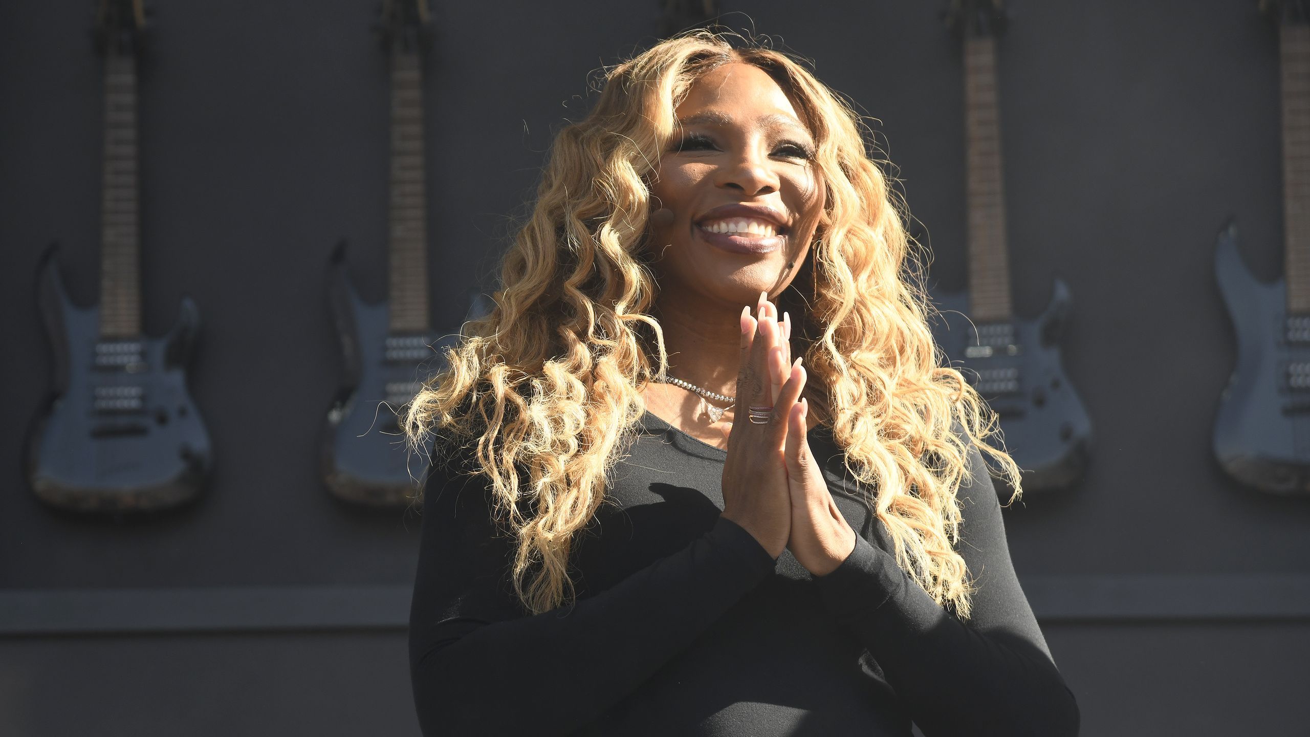 Serena Williams ‘going all out’ to make tennis comeback, former coach ...