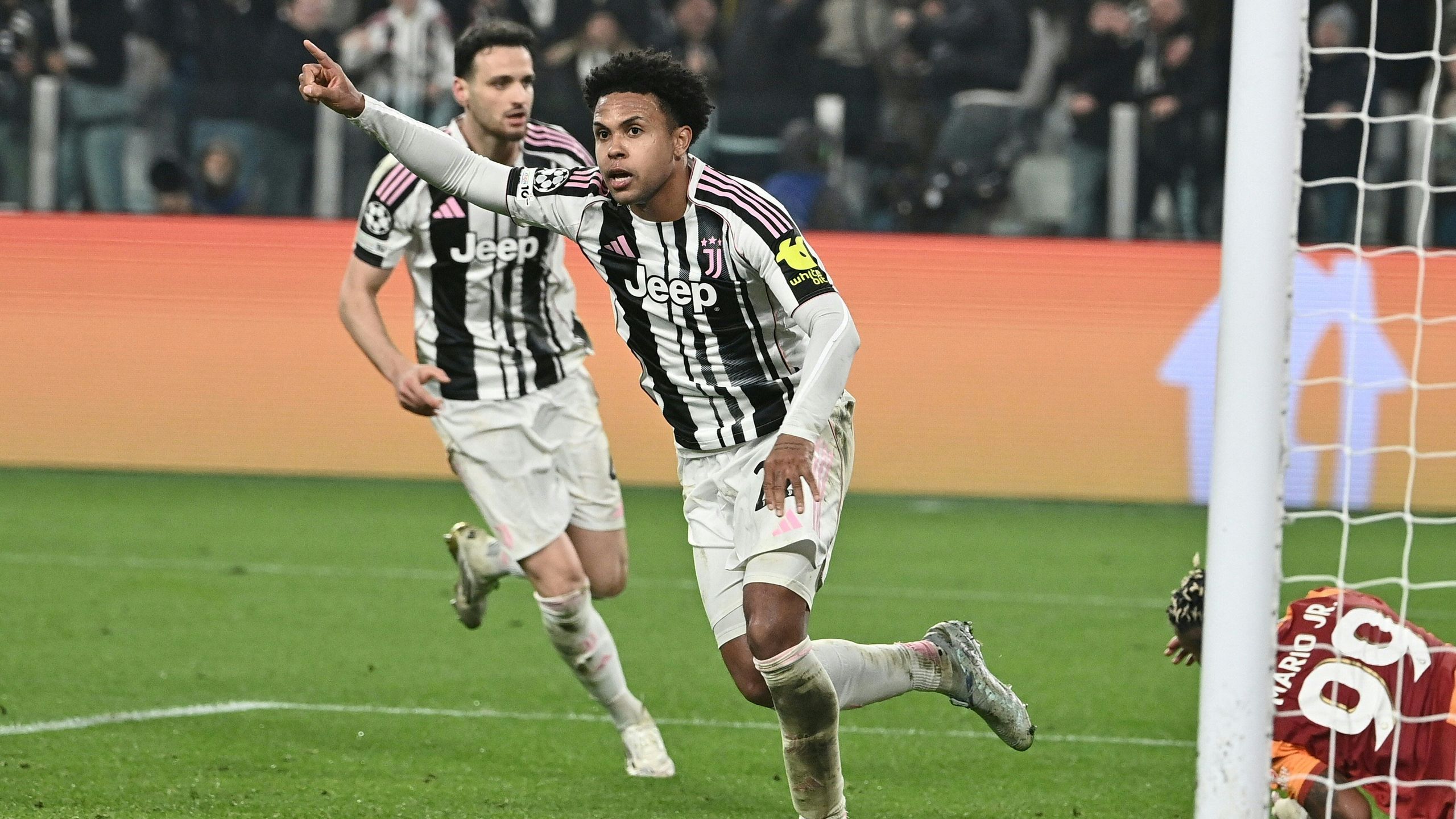 Weston McKennie heads home as Juventus overturn three-goal deficit to ...