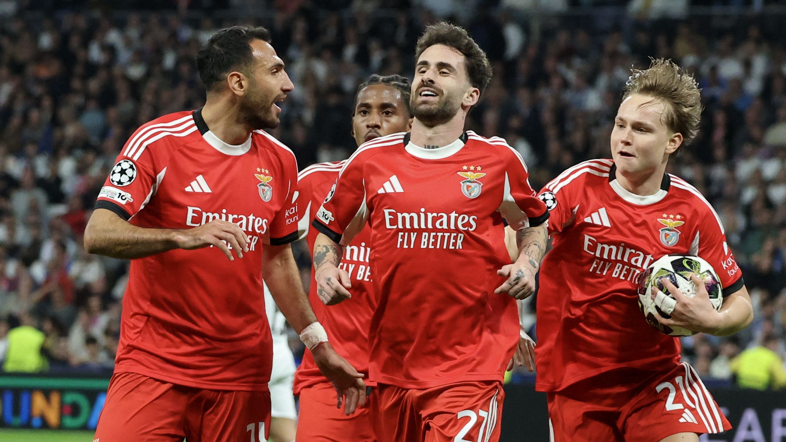 'He couldn't miss from a yard' - Rafa Silva levels the tie for Benfica ...