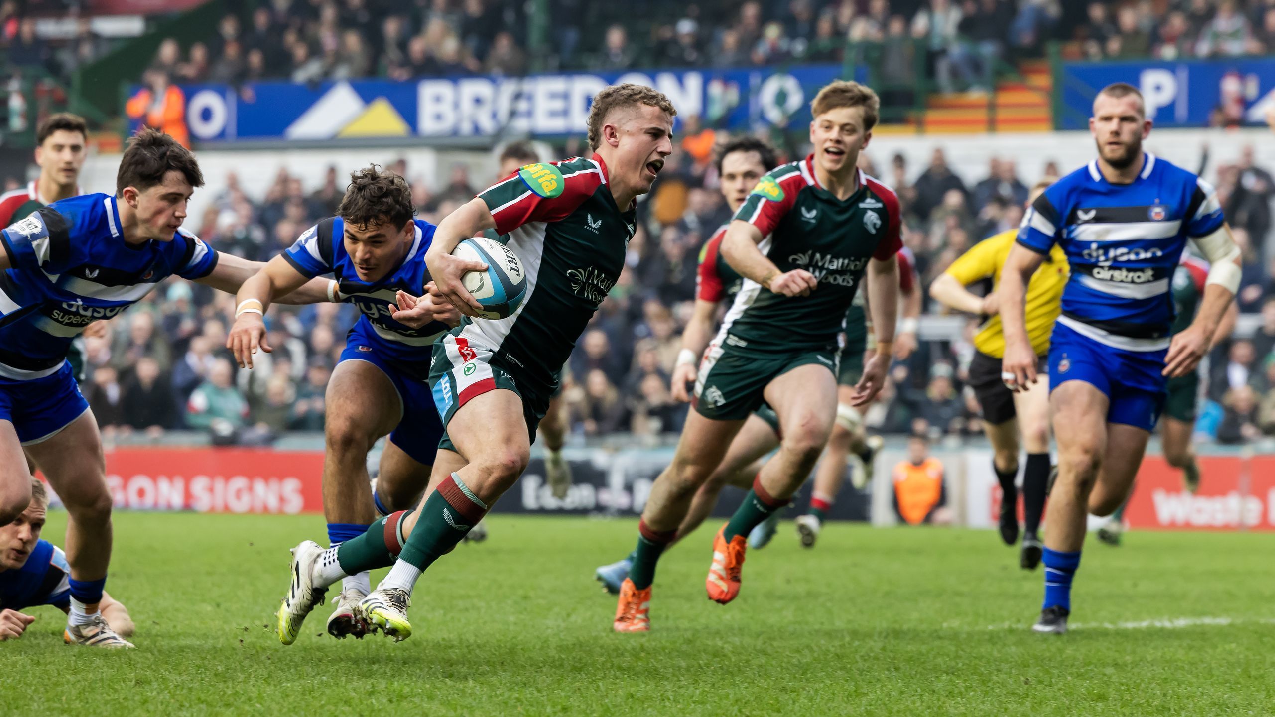 'Playing the rugby of his dreams!' - Billy Searle scores for Leicester ...
