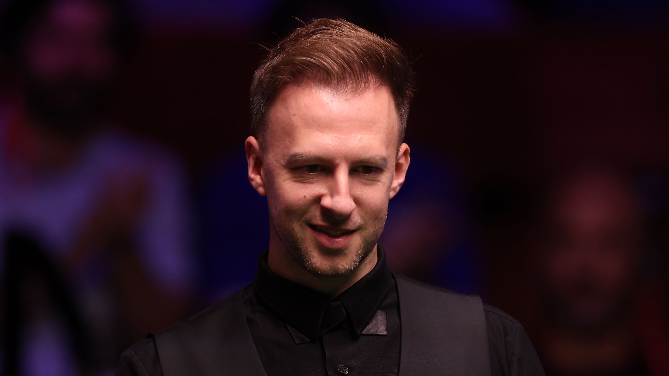 Judd Trump beats Shaun Murphy to make Tour Championship semi-final ...