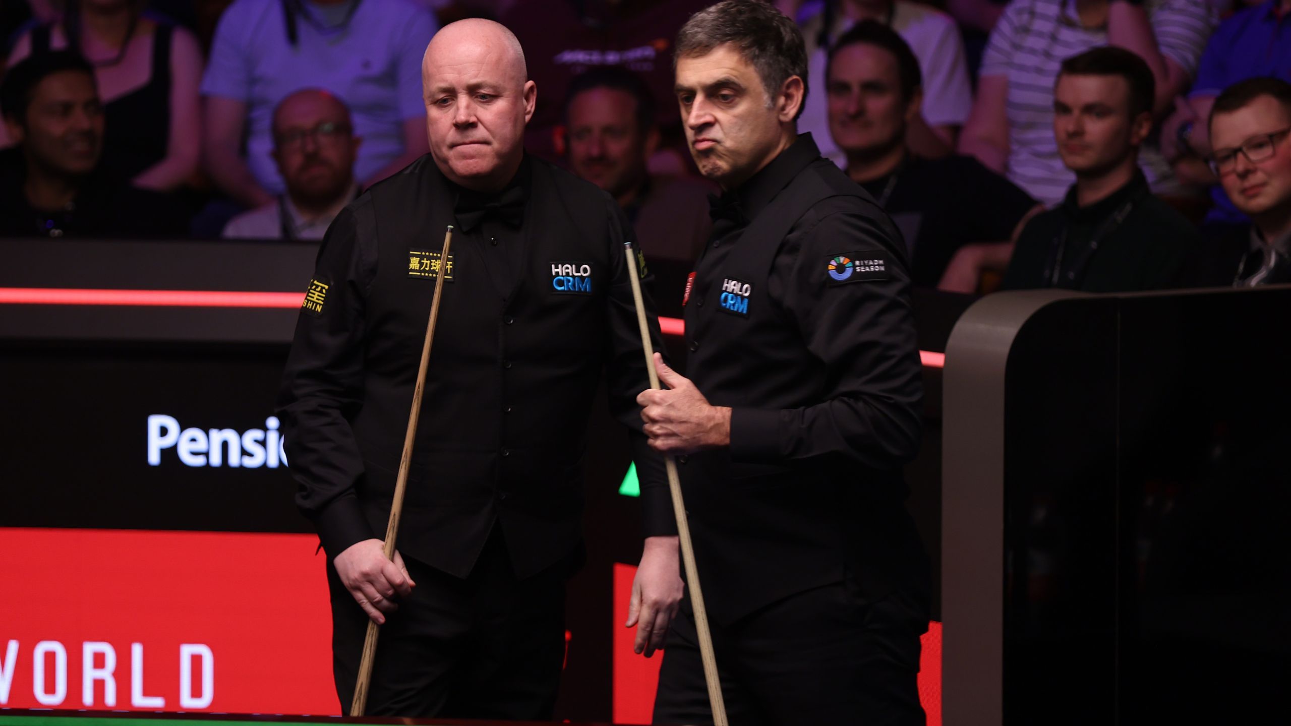 Ronnie O'Sullivan in vintage form to take commanding lead over John ...