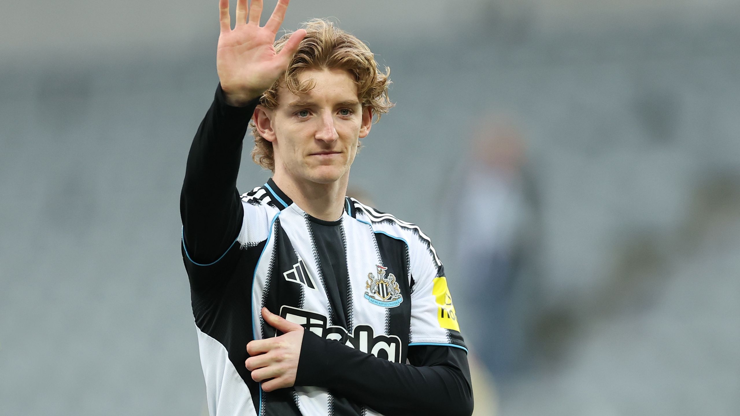 Anthony Gordon edges closer to Barcelona move, Andoni Iraola to choose ...